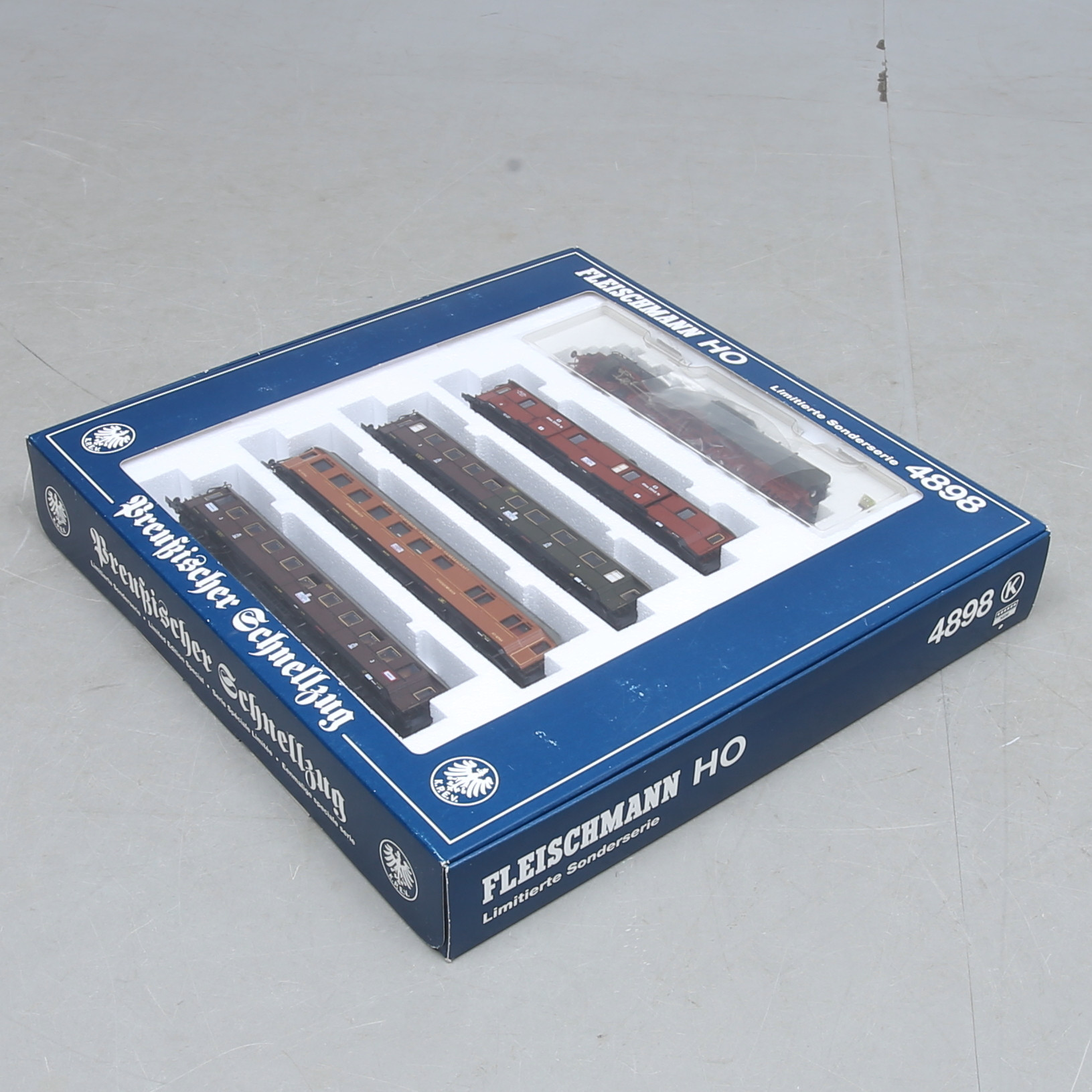 Images for 1288831. FLEISCHMANN 4898 train set with KPEV steam ...