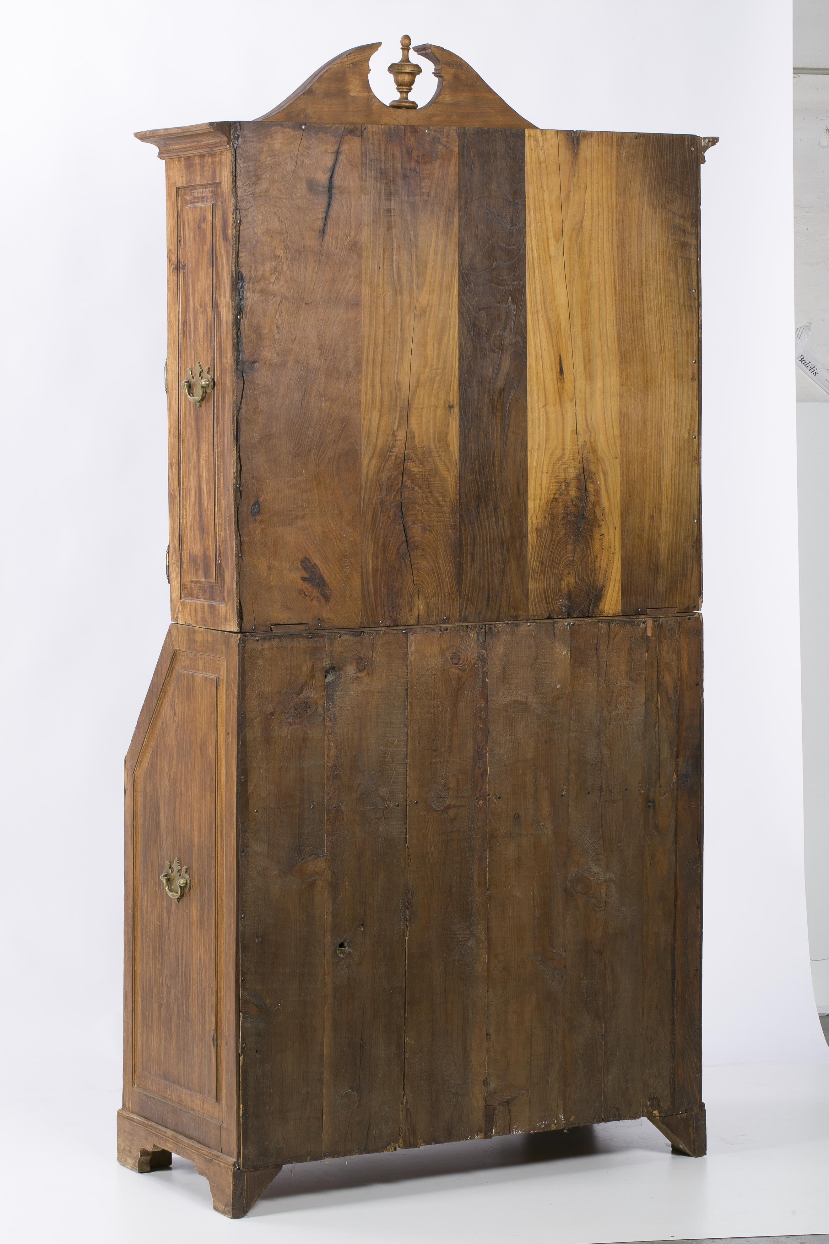 Bilder för 1295029. George II-stil byrå i flodträd, Från 1800-talet ...