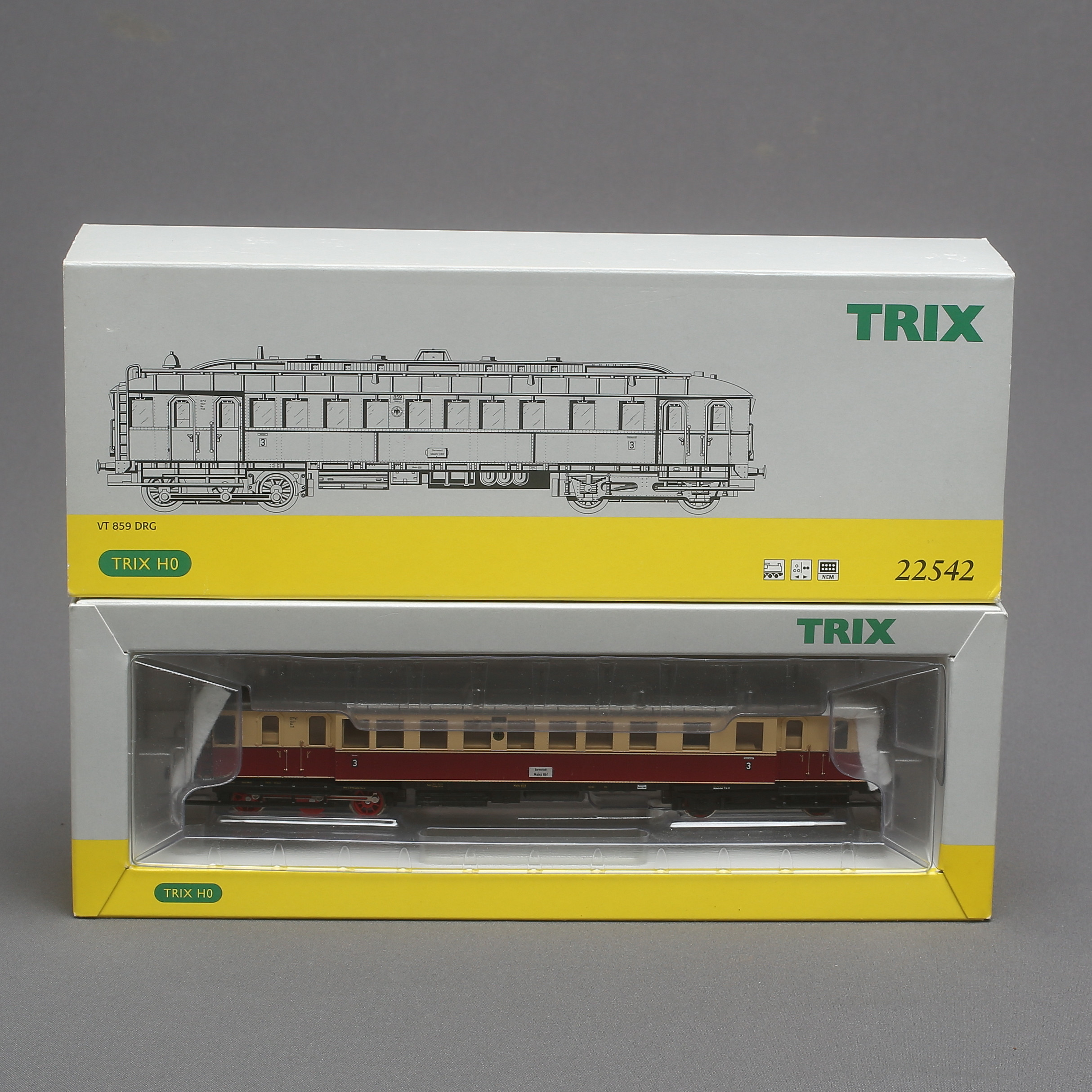 Images for 1304500. TRIX 22542, motor vehicle in original box. - Auctionet