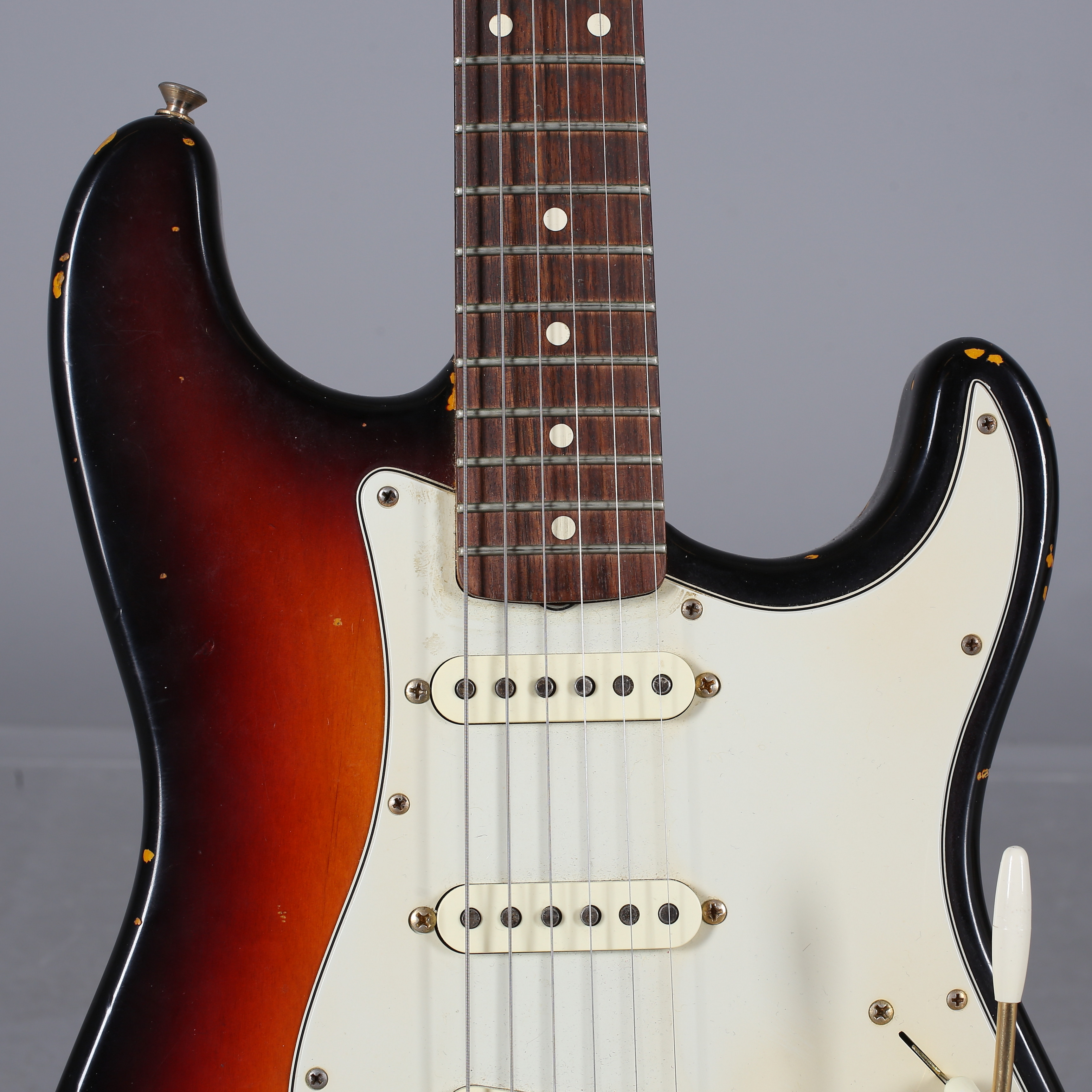 ELGITARR, 1960 Fender Custom Shop Relic Stratocaster med gold hardware ...