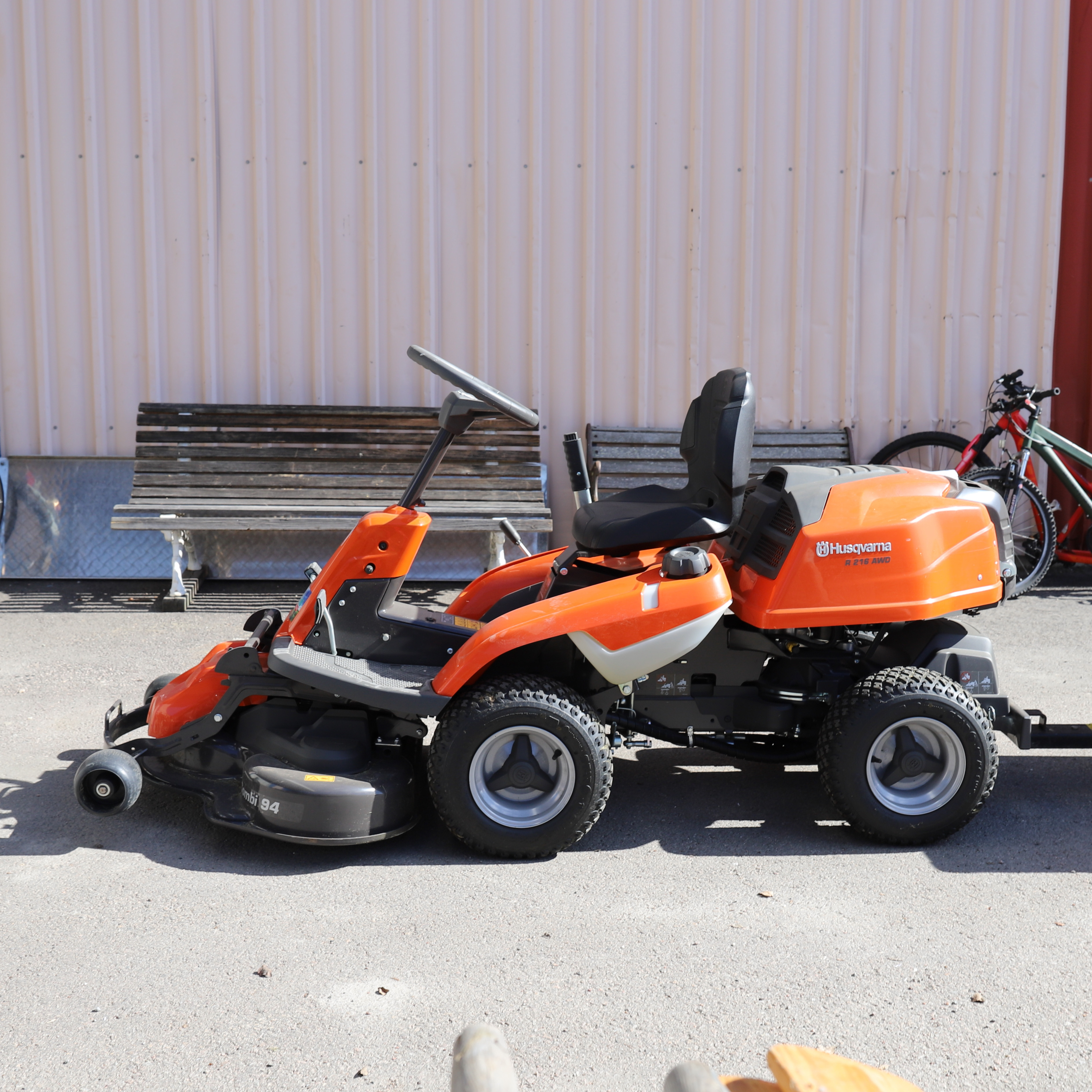 1334286. AJOLEIKKU, Husqvarna R216 AWD, 2019. kuvat - Auctionet