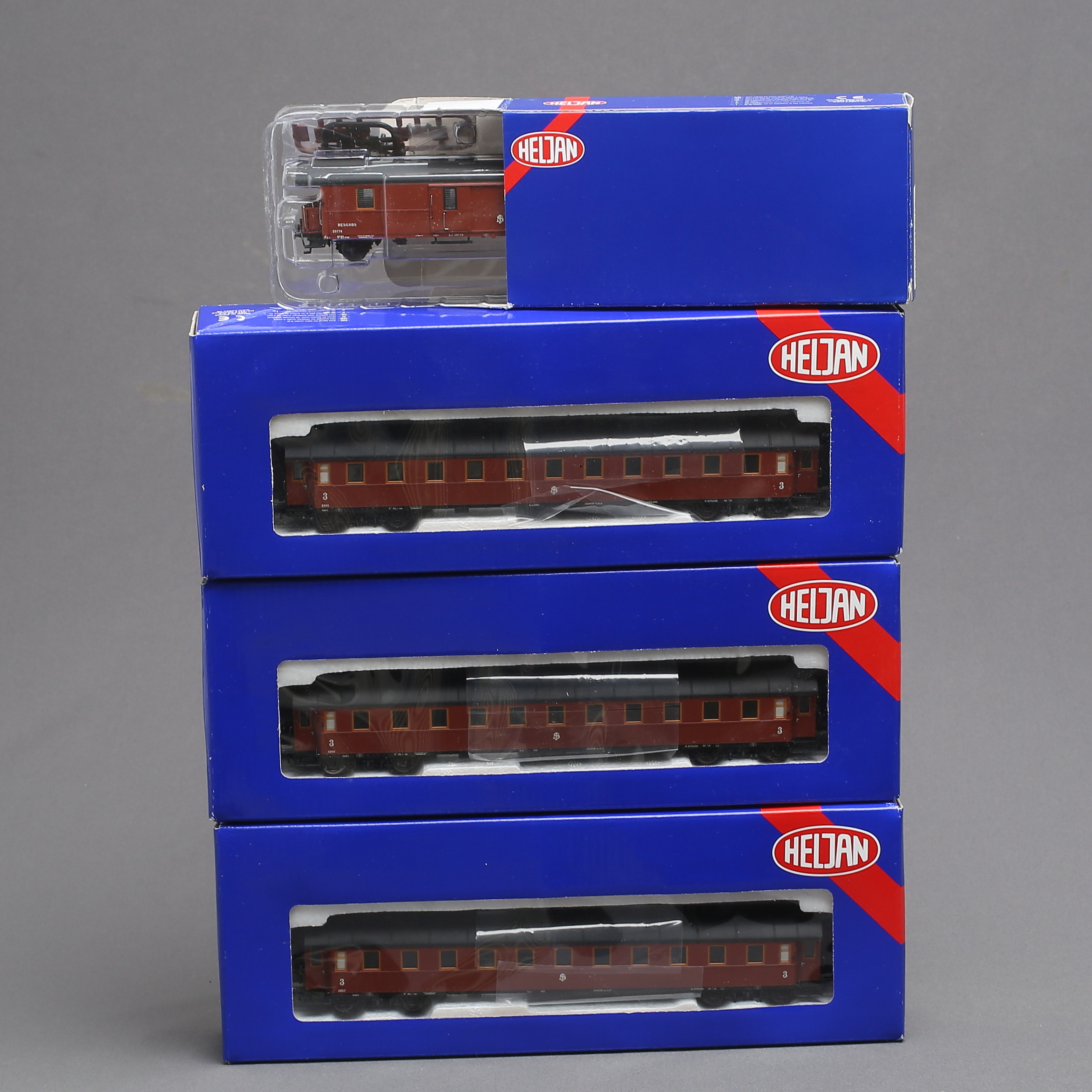 Images for 1337031. HELJAN 7000, 7001, 7011 and 7080, 4 SJ wagons in ...