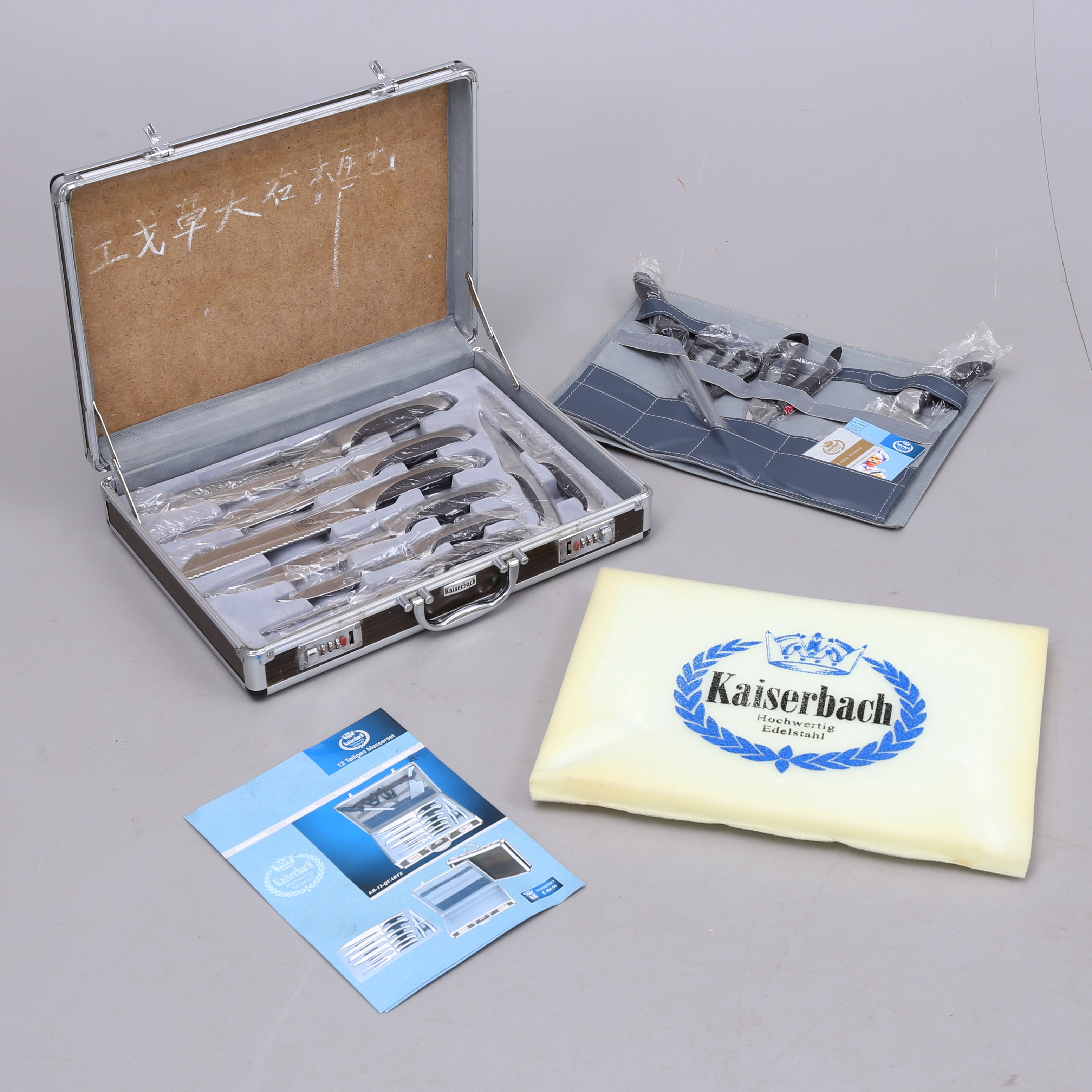 Bilder för 1347324. KNIVSET i portfölj, 12 st, rostfritt stål ...