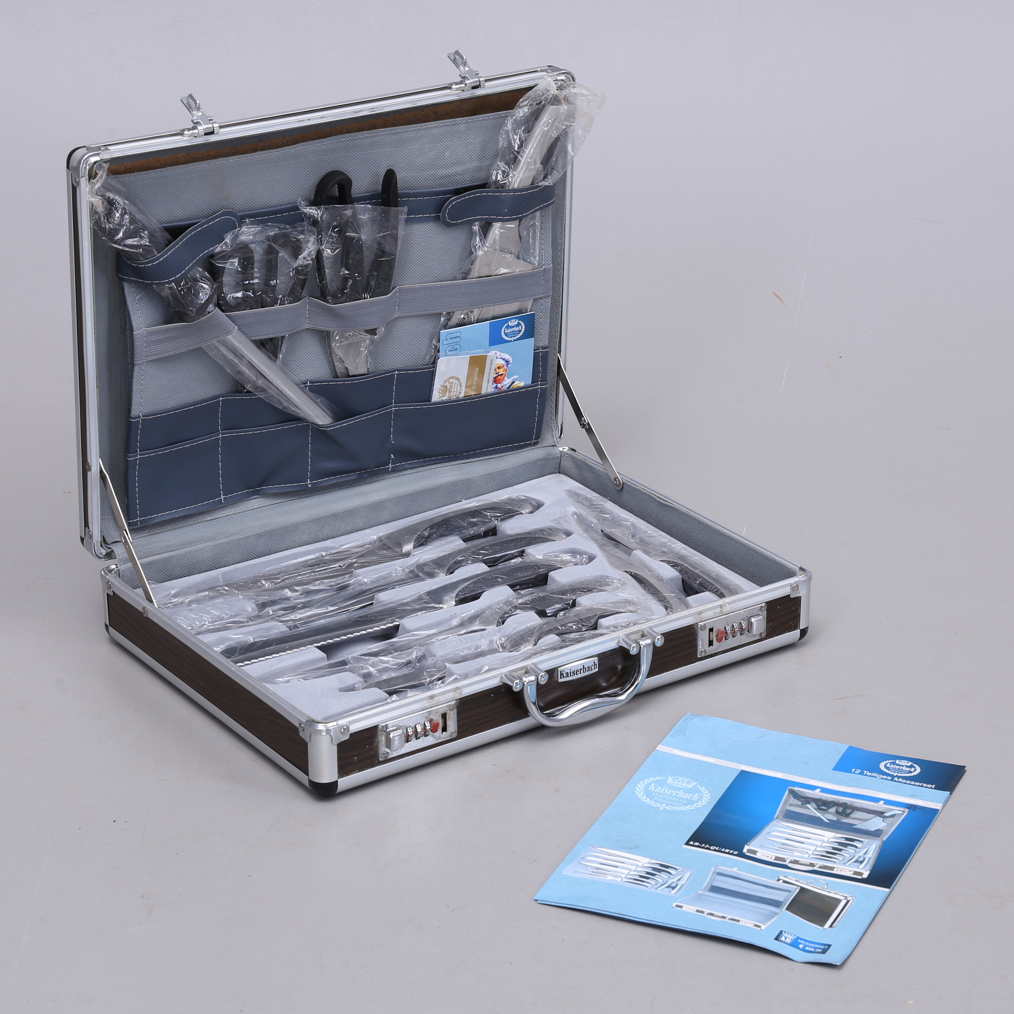 Bilder för 1347324. KNIVSET i portfölj, 12 st, rostfritt stål ...