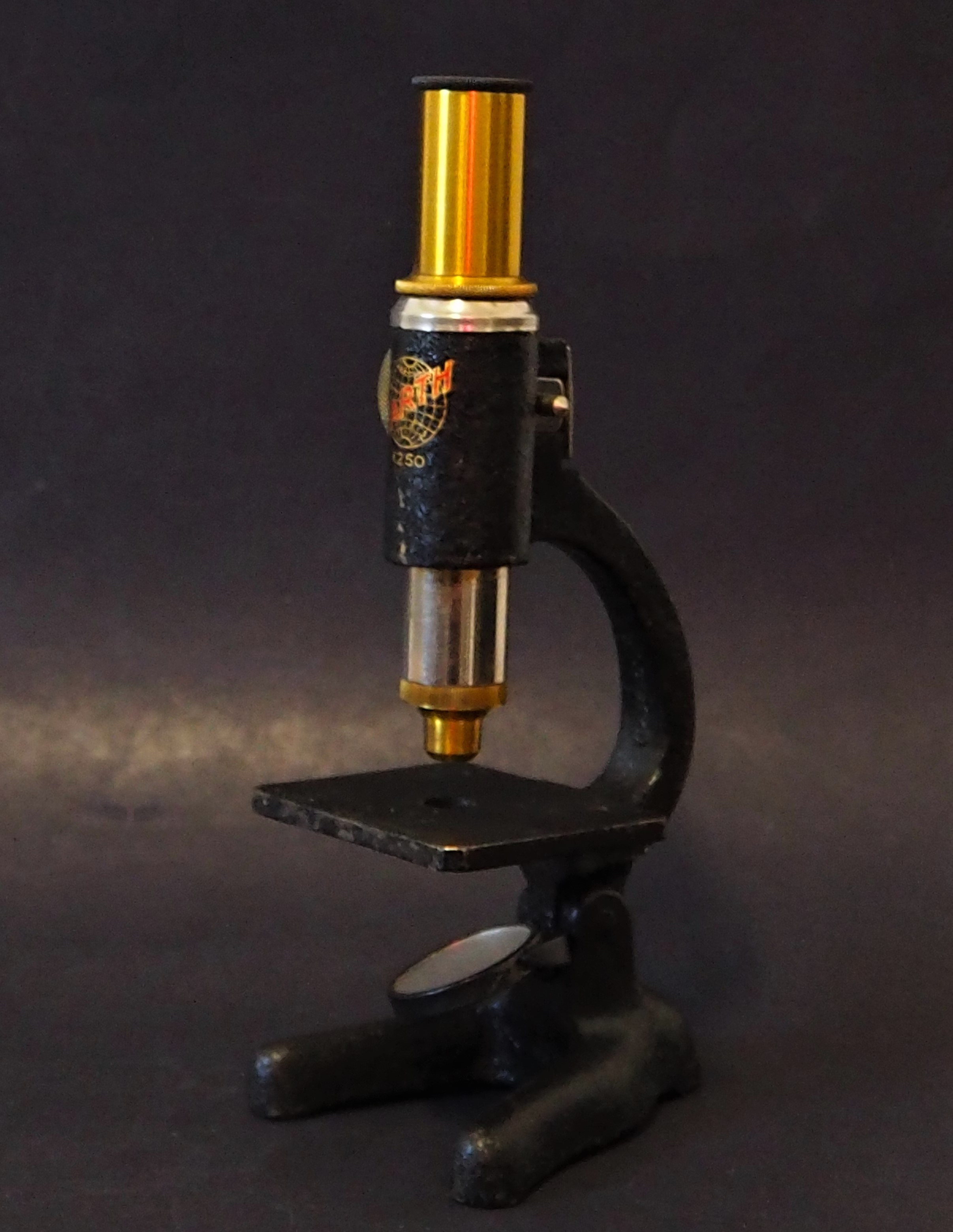 Images for 1351203. MICROSCOPE, Earth x 250, cast iron and brass, in ...