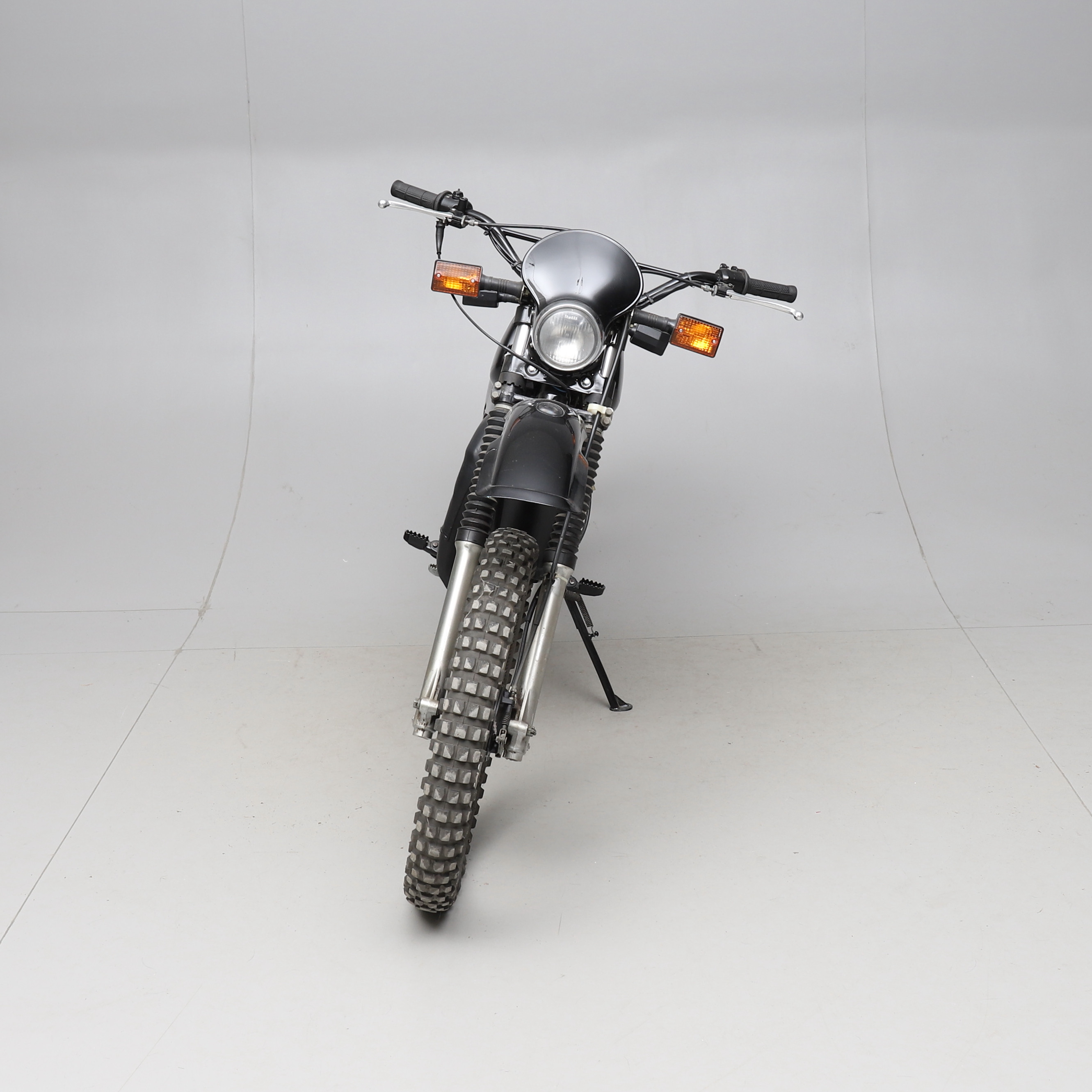 MOTORCYKEL, Yamaha 3r9, 1981. Fordon, Båtar & Delar - Cyklar - Auctionet