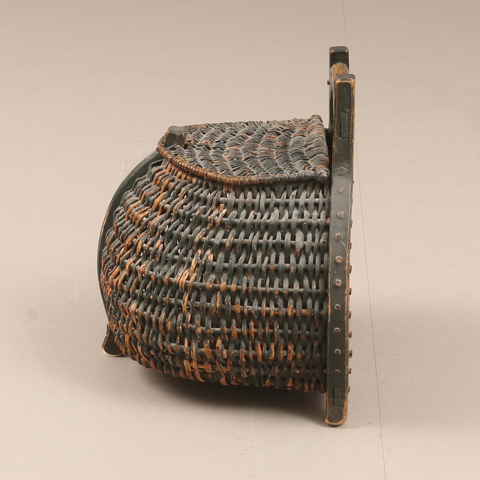 FISKEKORG, flätad. Övrigt - Övrigt - Auctionet