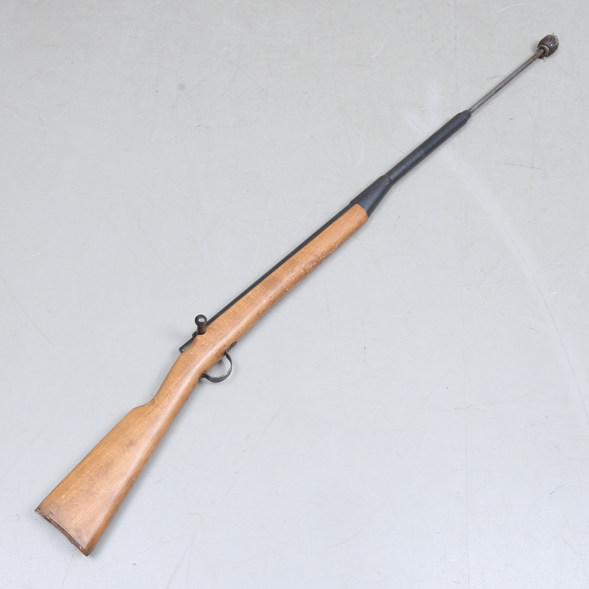 Images for 1401736. BAYONET FENCING RIFLE, wood/metal, spring barrel ...