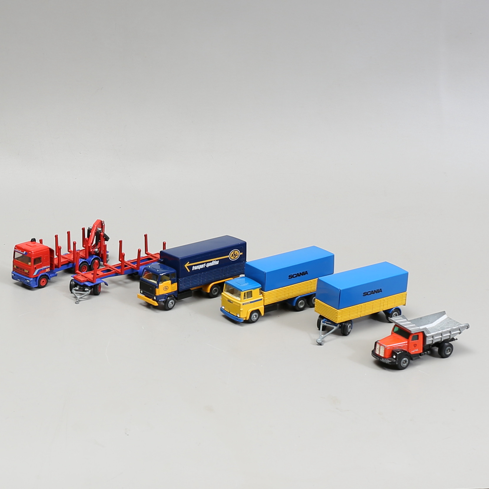 LASTBILSMODELLER, 3st. Leksaker - Auctionet