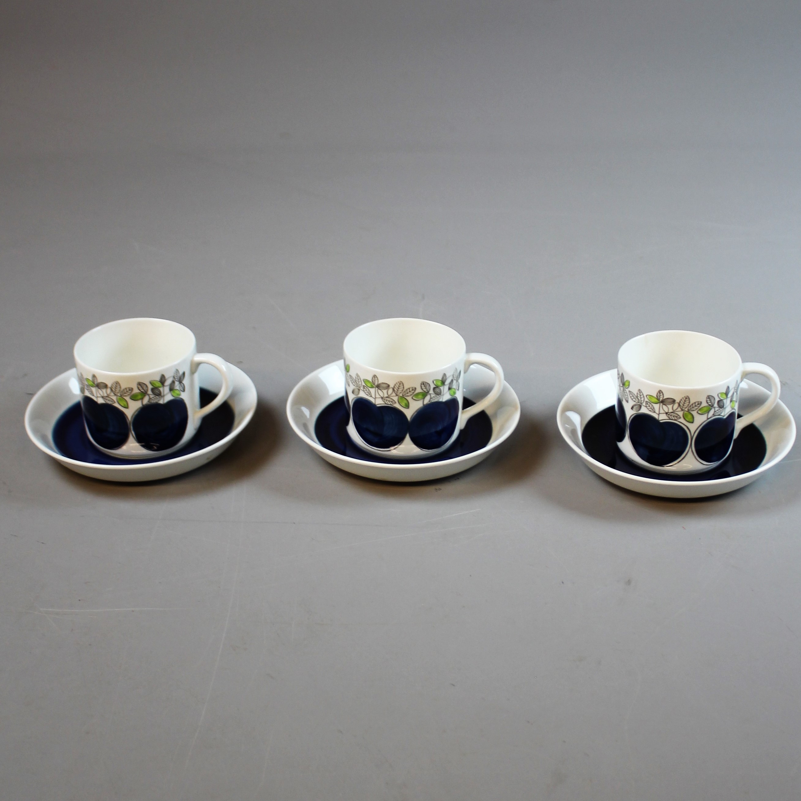 Images for 1510331. 3 cups and saucers "viktoria" Rörstrand. - Auctionet