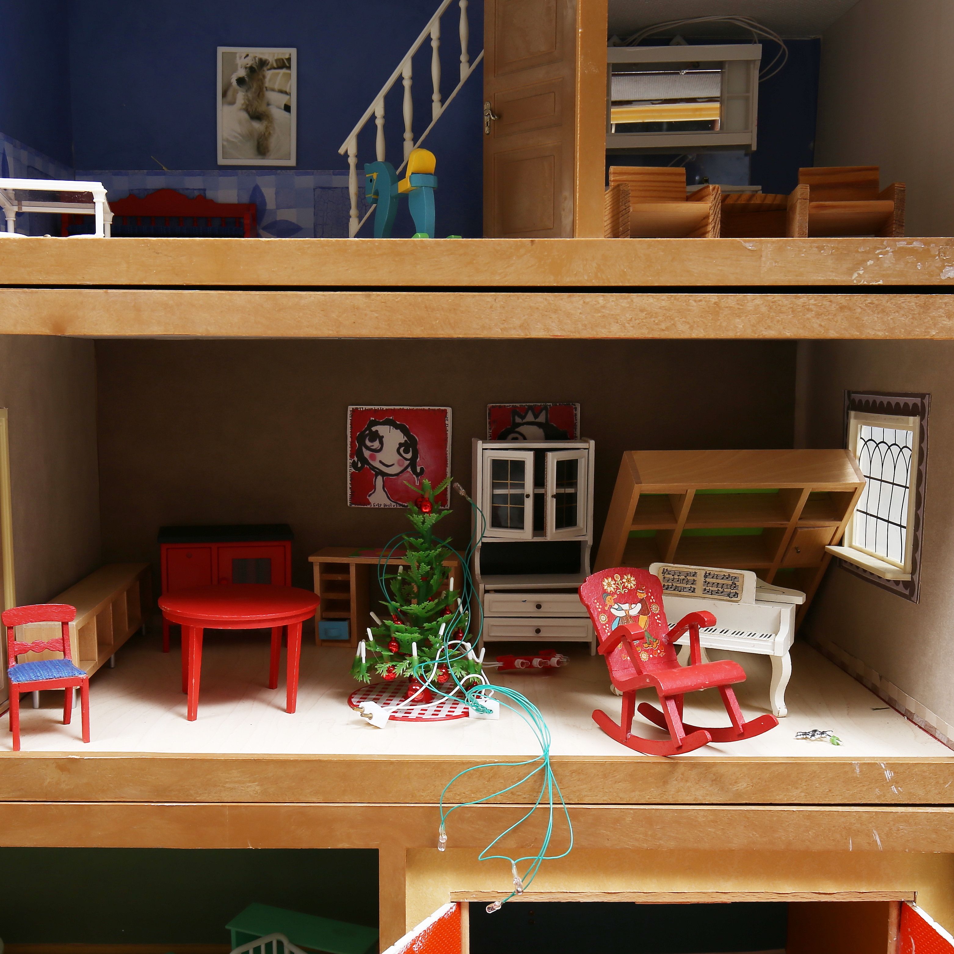 Images for 1525913. LUNDBY dollhouse two separate floors and garage ...