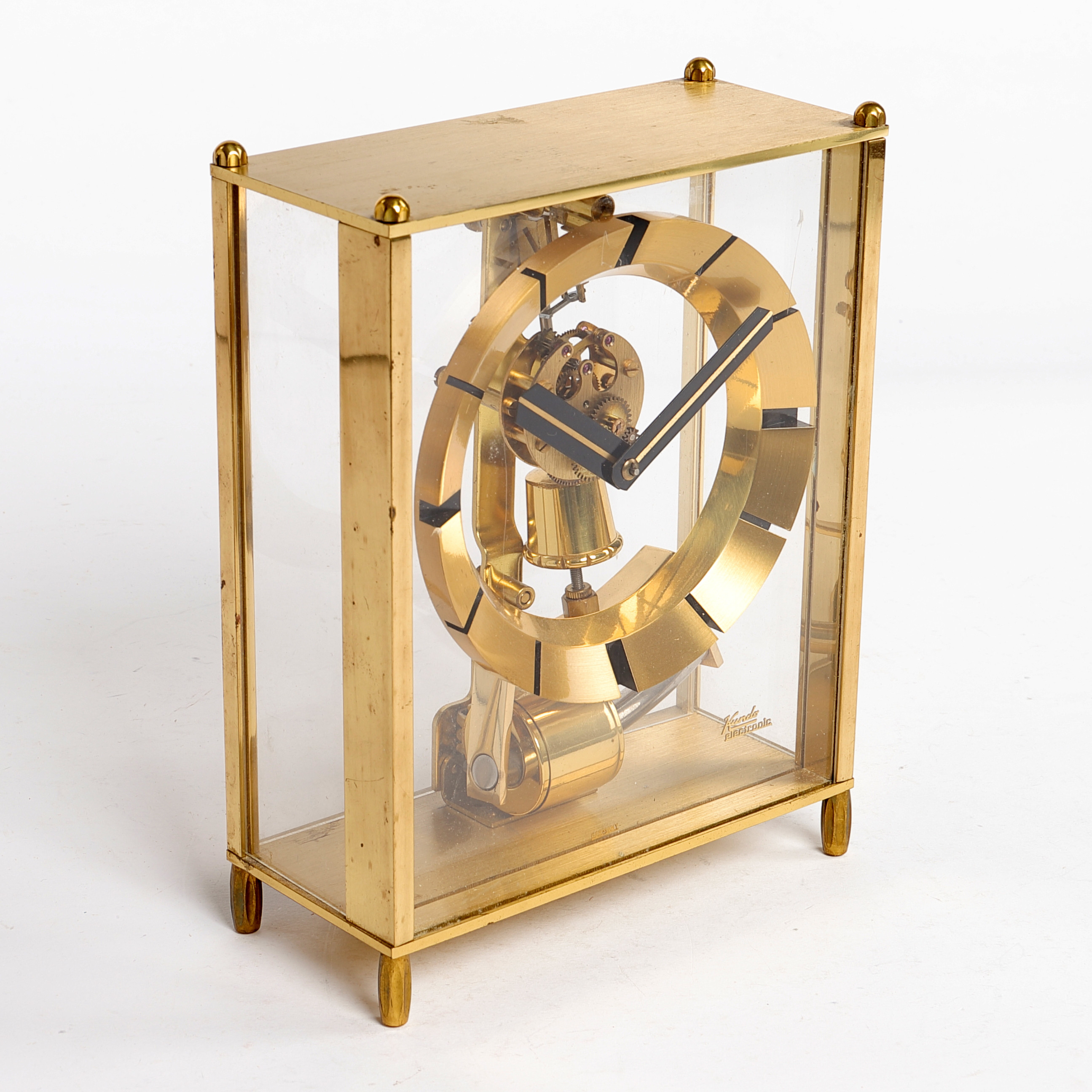 BORDSUR, Kundo electronic, Tyskland, 1900-talets andra hälft. | Barnebys