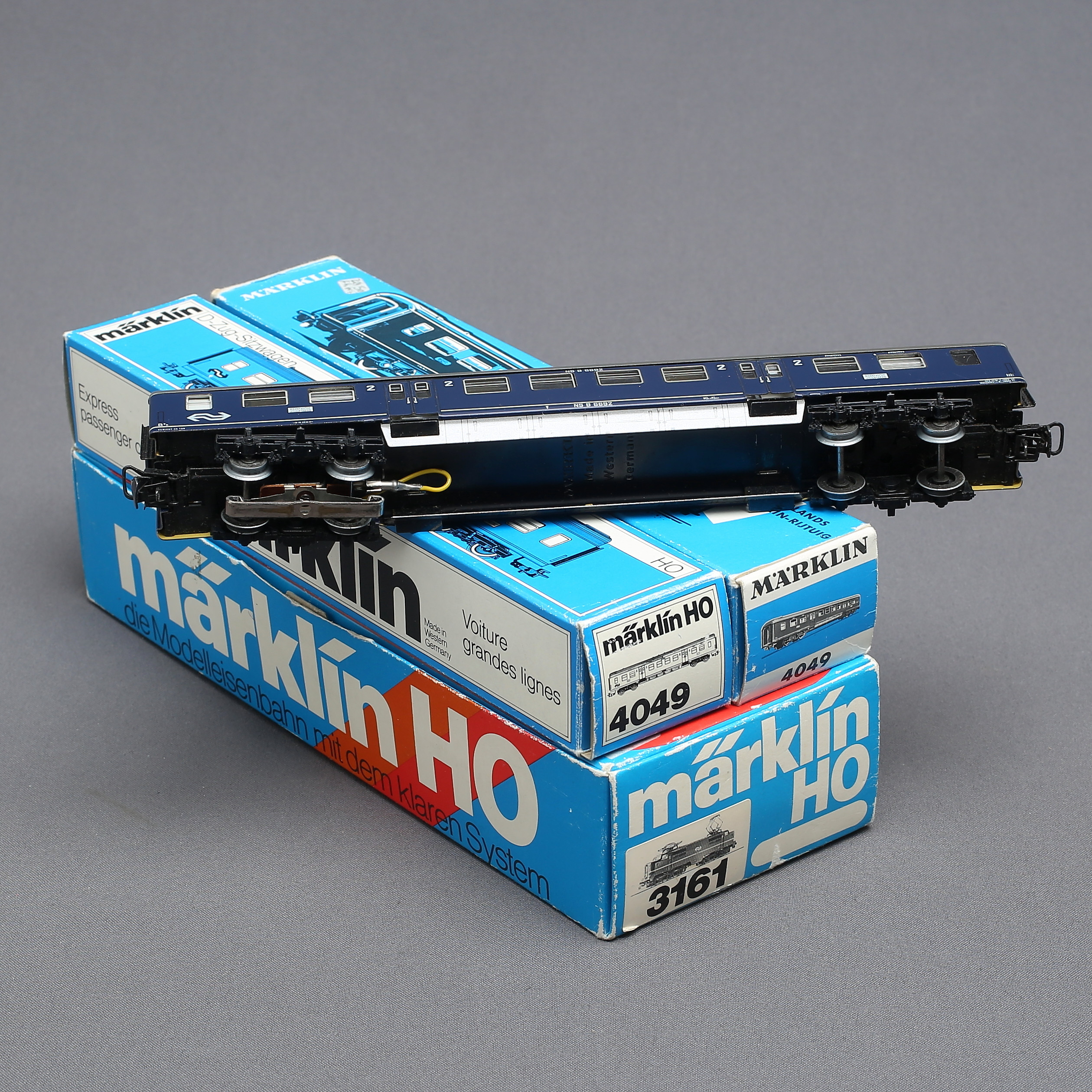 Images for 1555249. MÄRKLIN 3161 NS's electric locomotive and 3 wagons ...