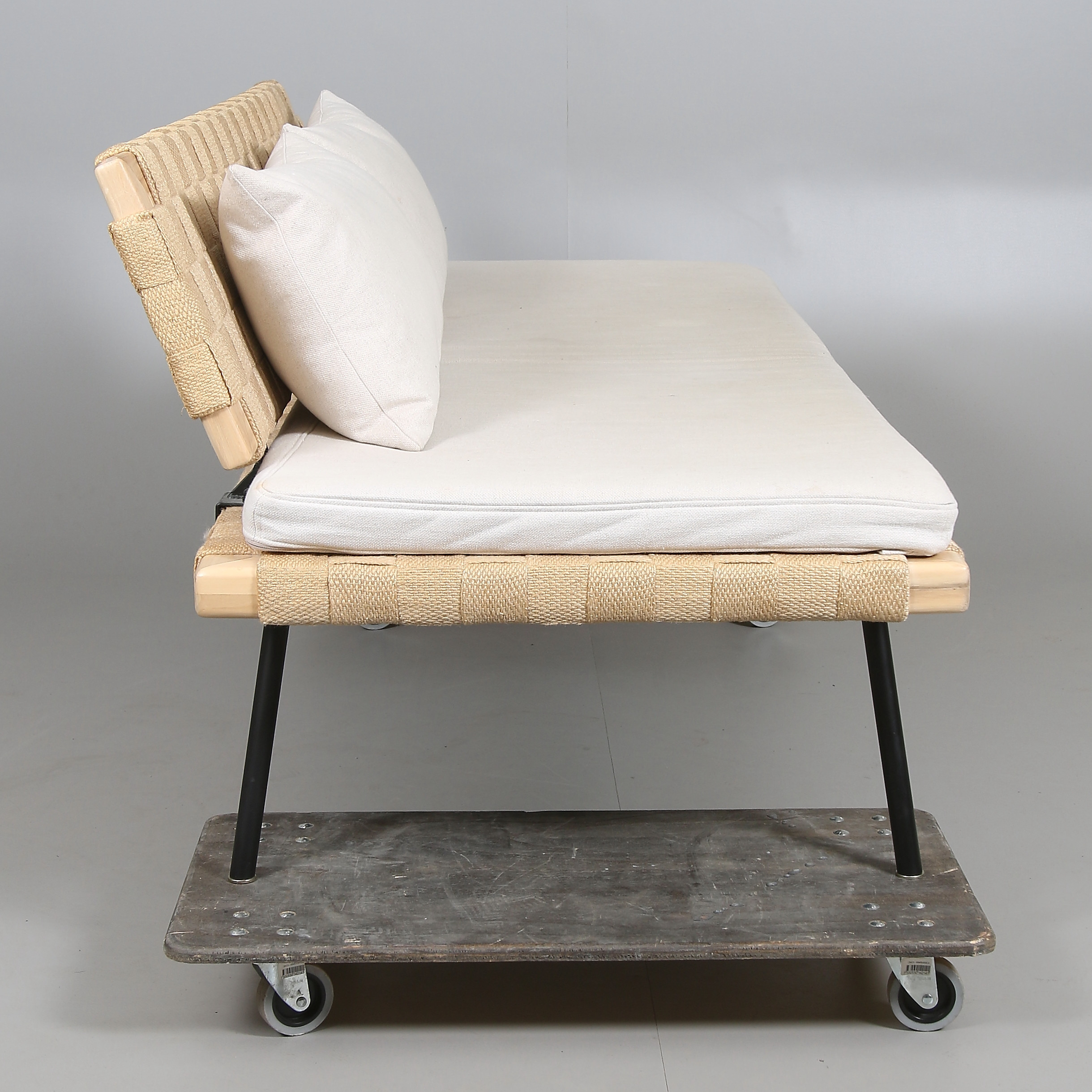 Images for 1564294. DAYBED, "Sinnerlig", Ilse Crawford, IKEA. - Auctionet