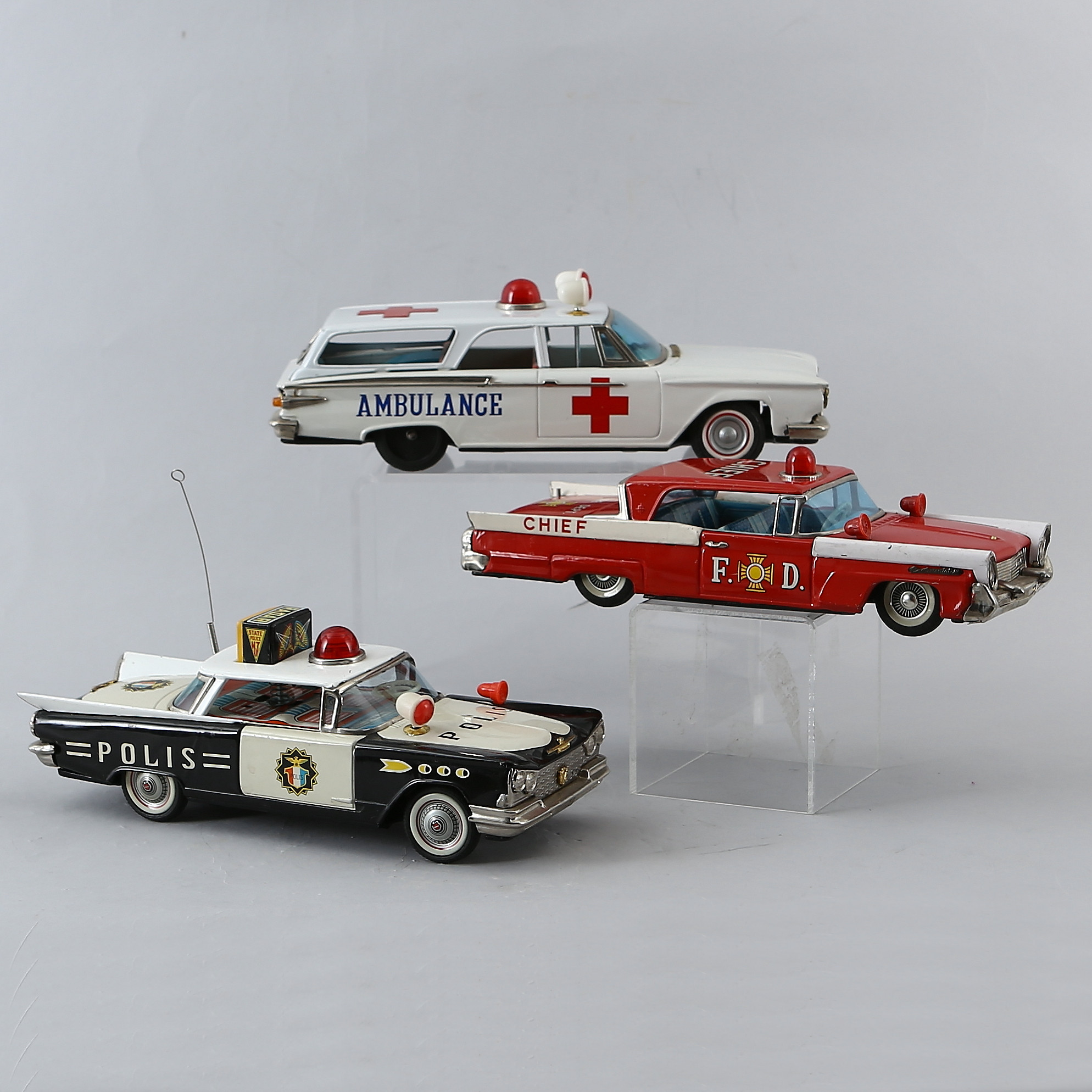 Images for 1584688. MODEL CARS, tin, "Fire Chief", Ambulance" and ...