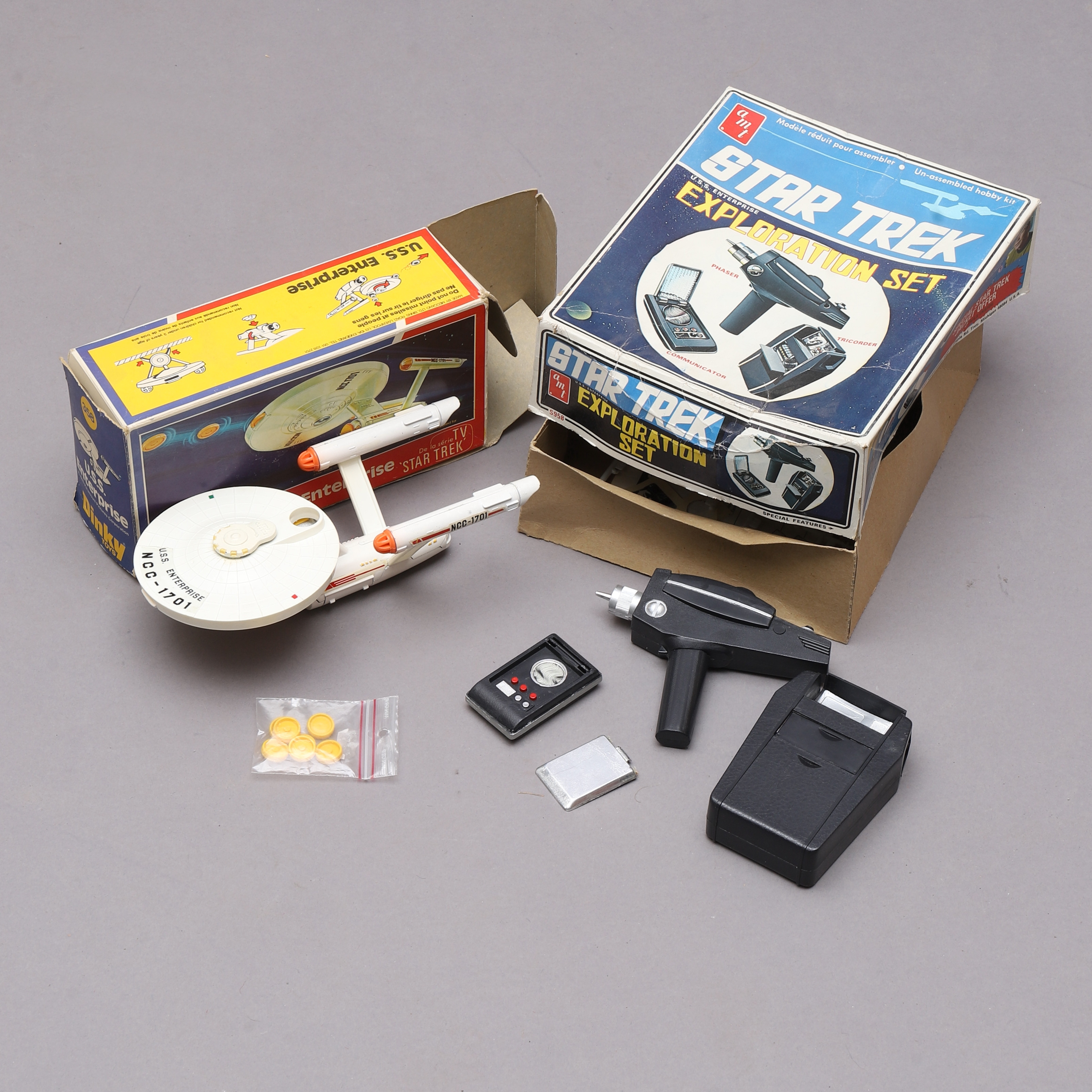 Images for 1606269. STAR TREK, spaceship and exploration set, USS ...