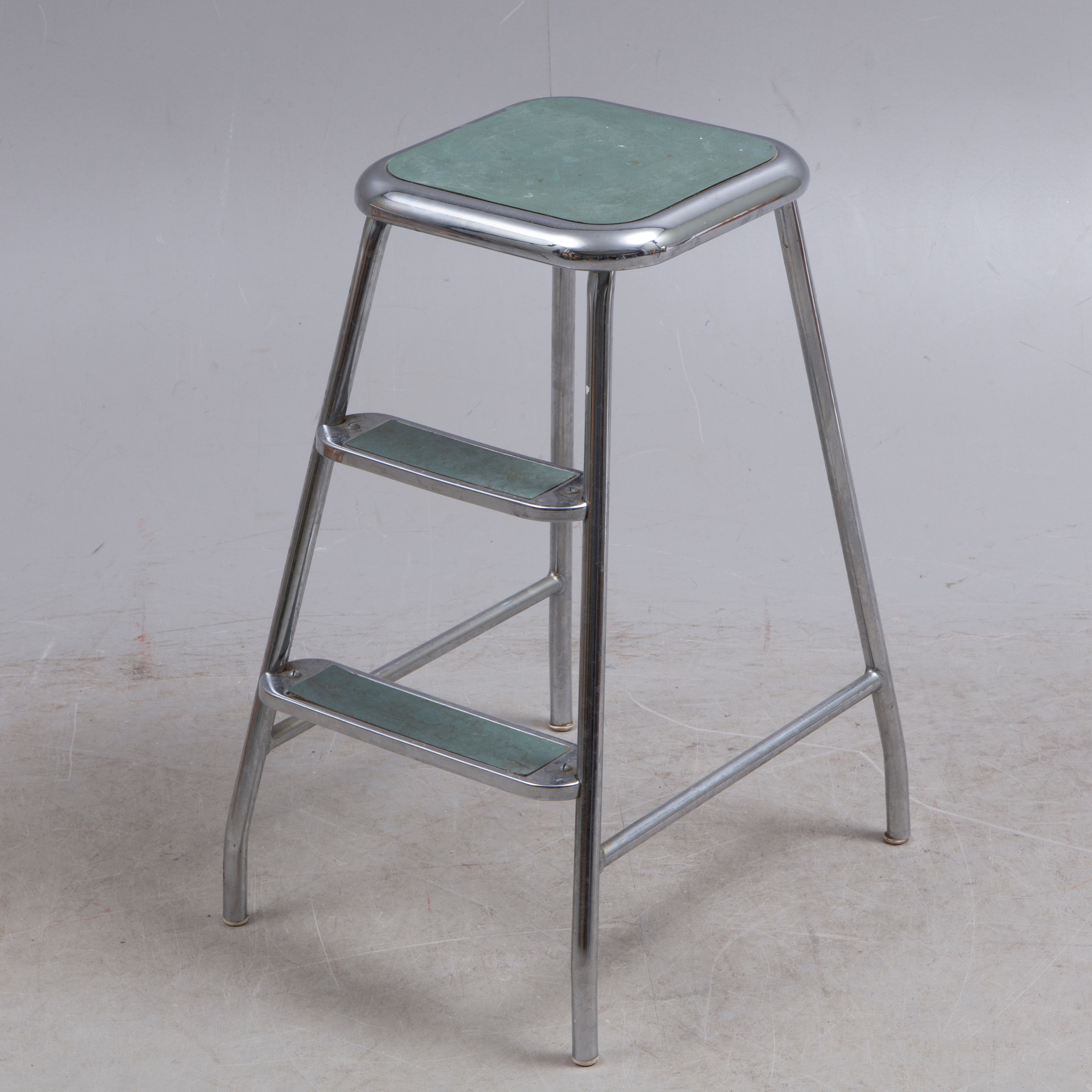 PALL, Awab, 1900-tal. Möbler - Fåtöljer & Stolar - Auctionet