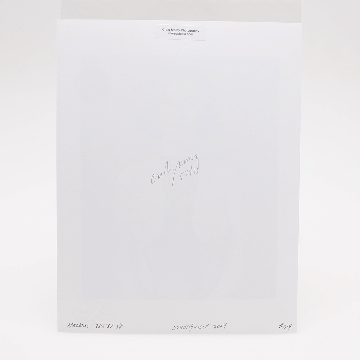 CRAIG MOREY. "Helena", fotografi. Konst - Fotografi - Auctionet