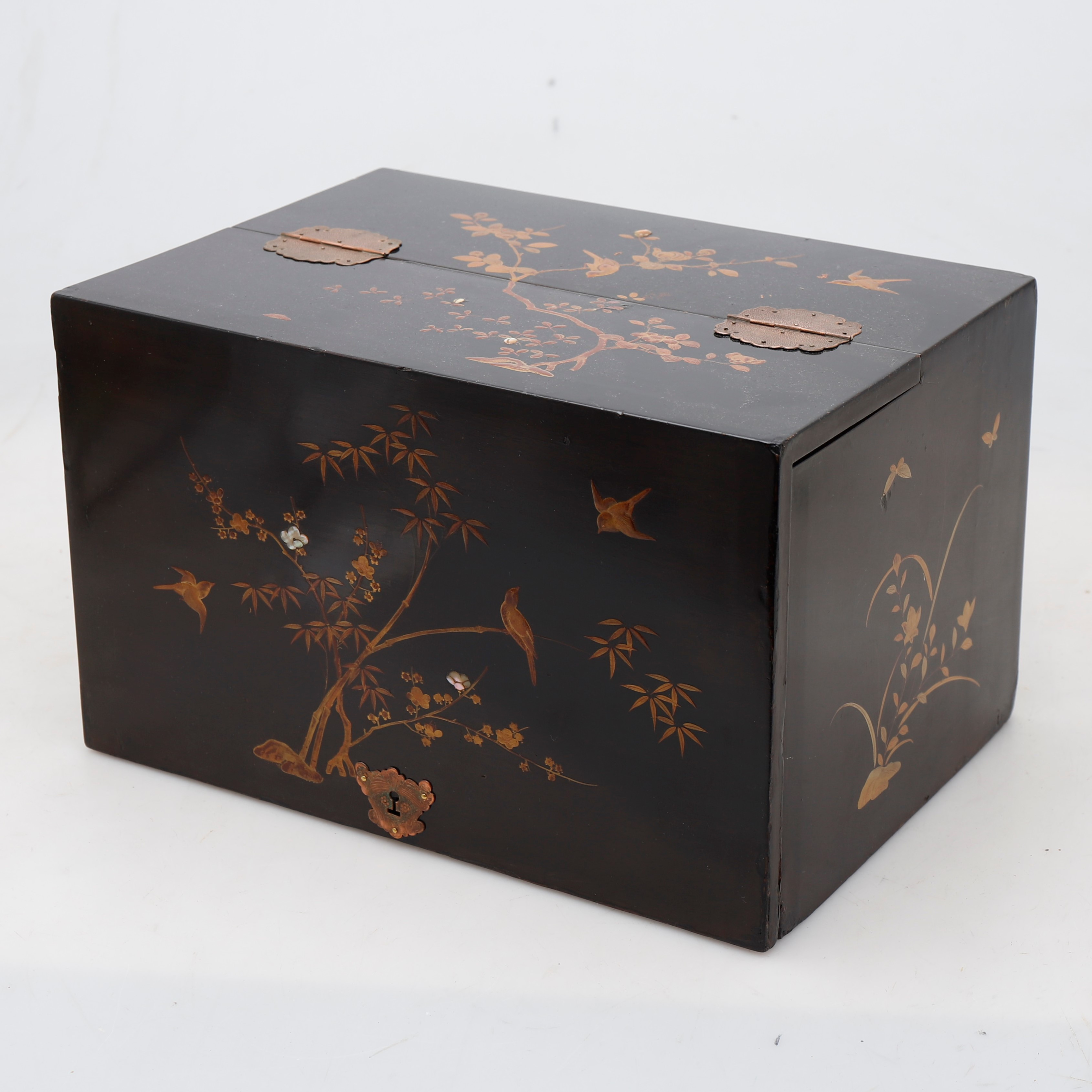 Images for 1699130. Japanese Meiji cigar box, in lacquered wood, late ...