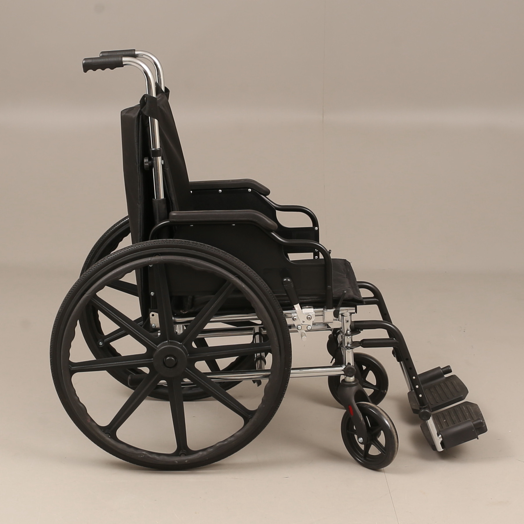 RULLSTOL, Quirumed. Övrigt - Övrigt - Auctionet