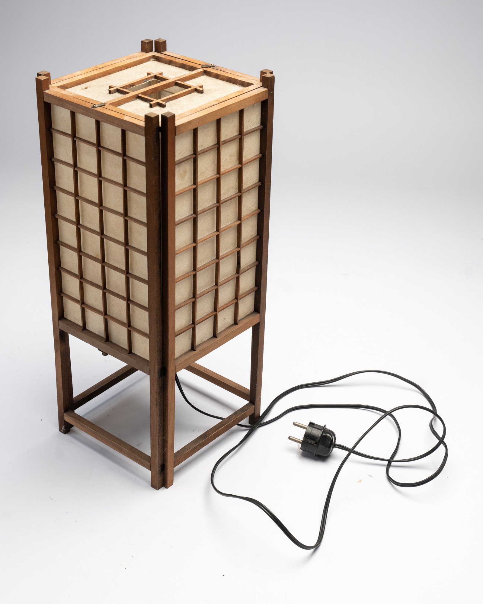 Bilder för 1733441. Lampa/bordslampa, trä, rispapper, Kina, 1950-talet ...