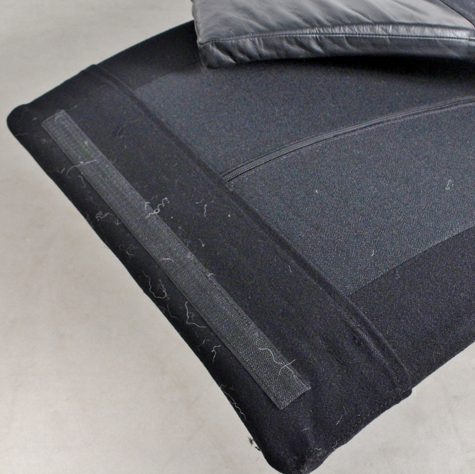 Bilder för 1740920. Lounge solstol/stålrör gungande solstol. - Auctionet