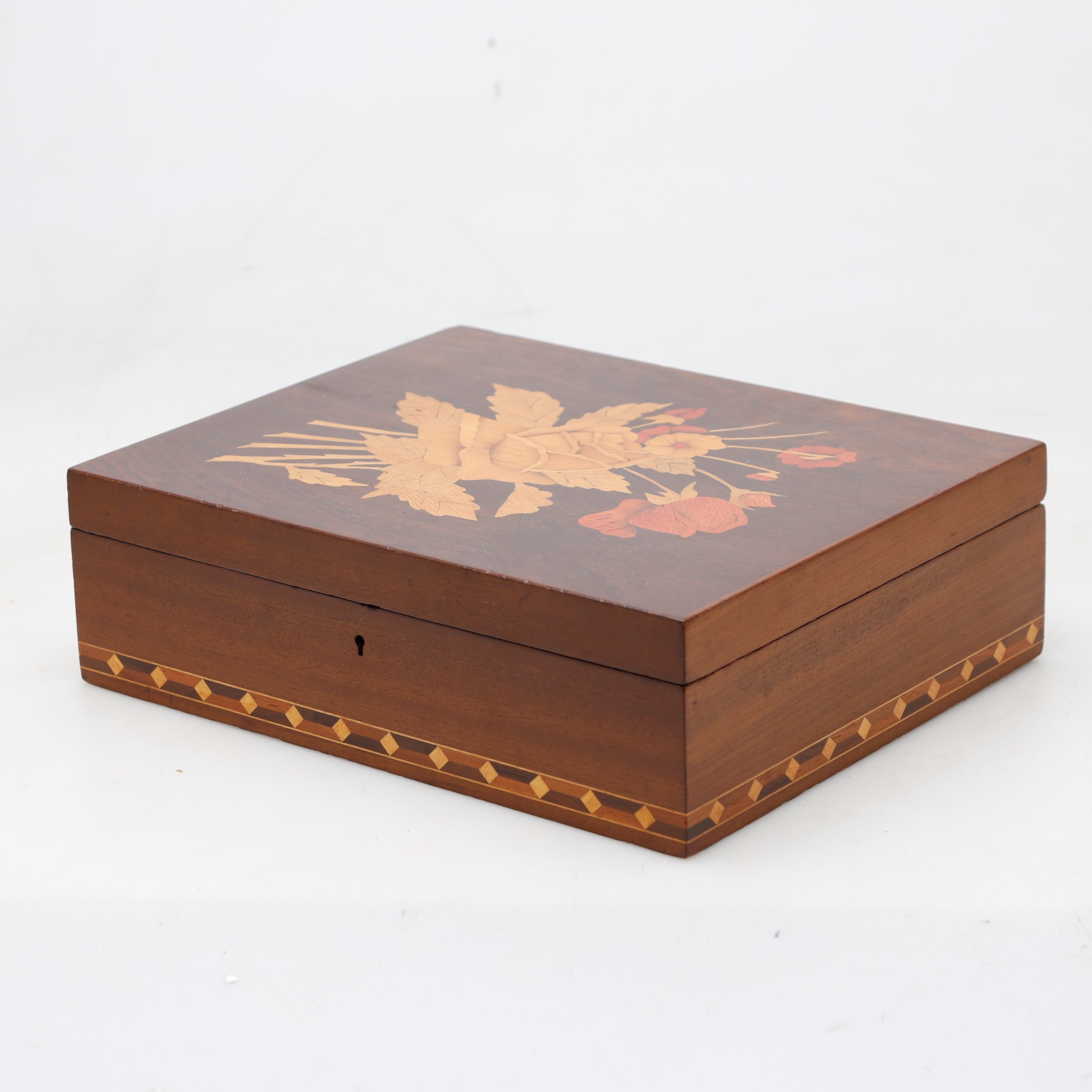 Images for 1750673. Brazilian box in exotic wood with pictorial ...