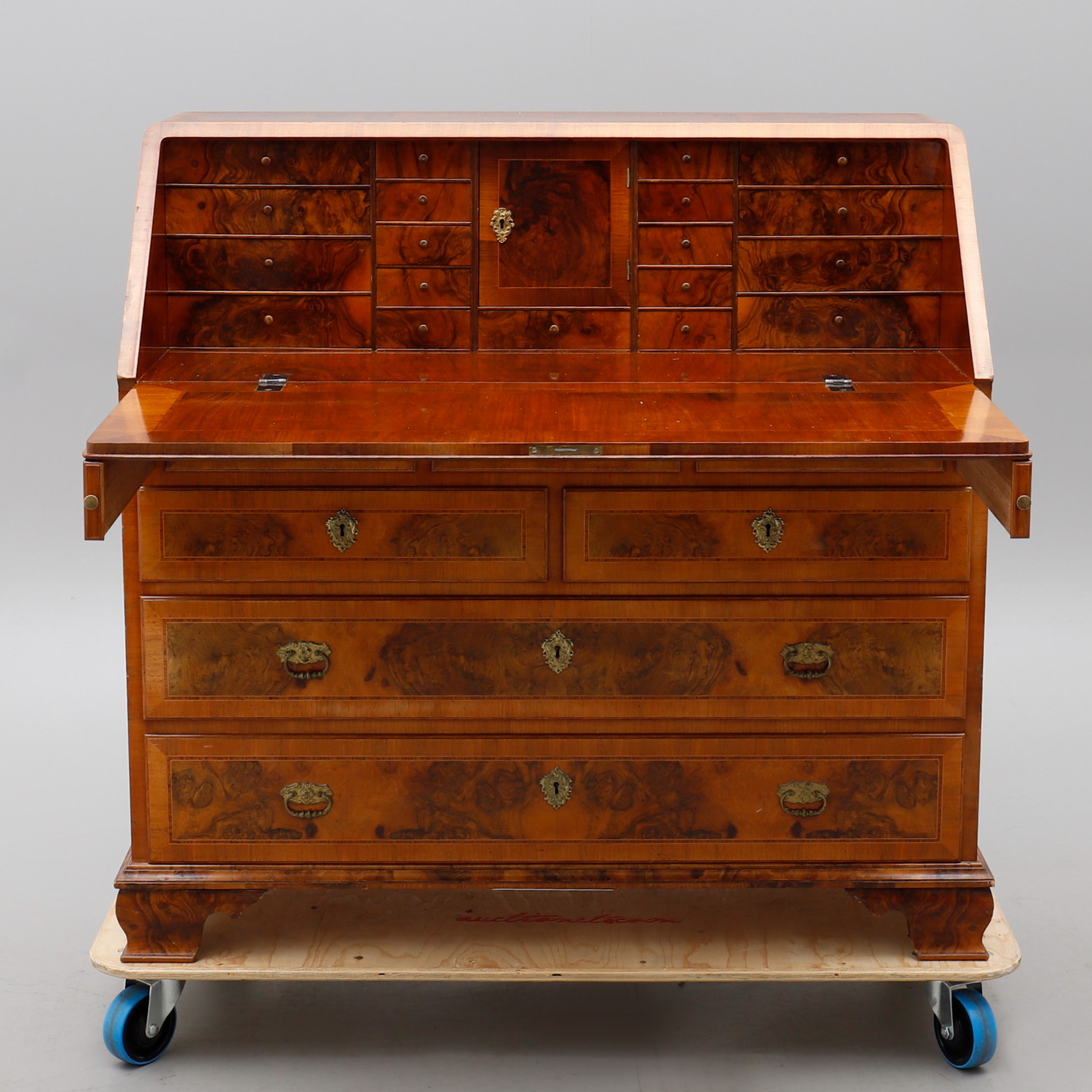 Bilder zu 1782285. SCHIEBEKLAPPE SEKRETÄR, Nussbaum und Wurzelfurnier ...