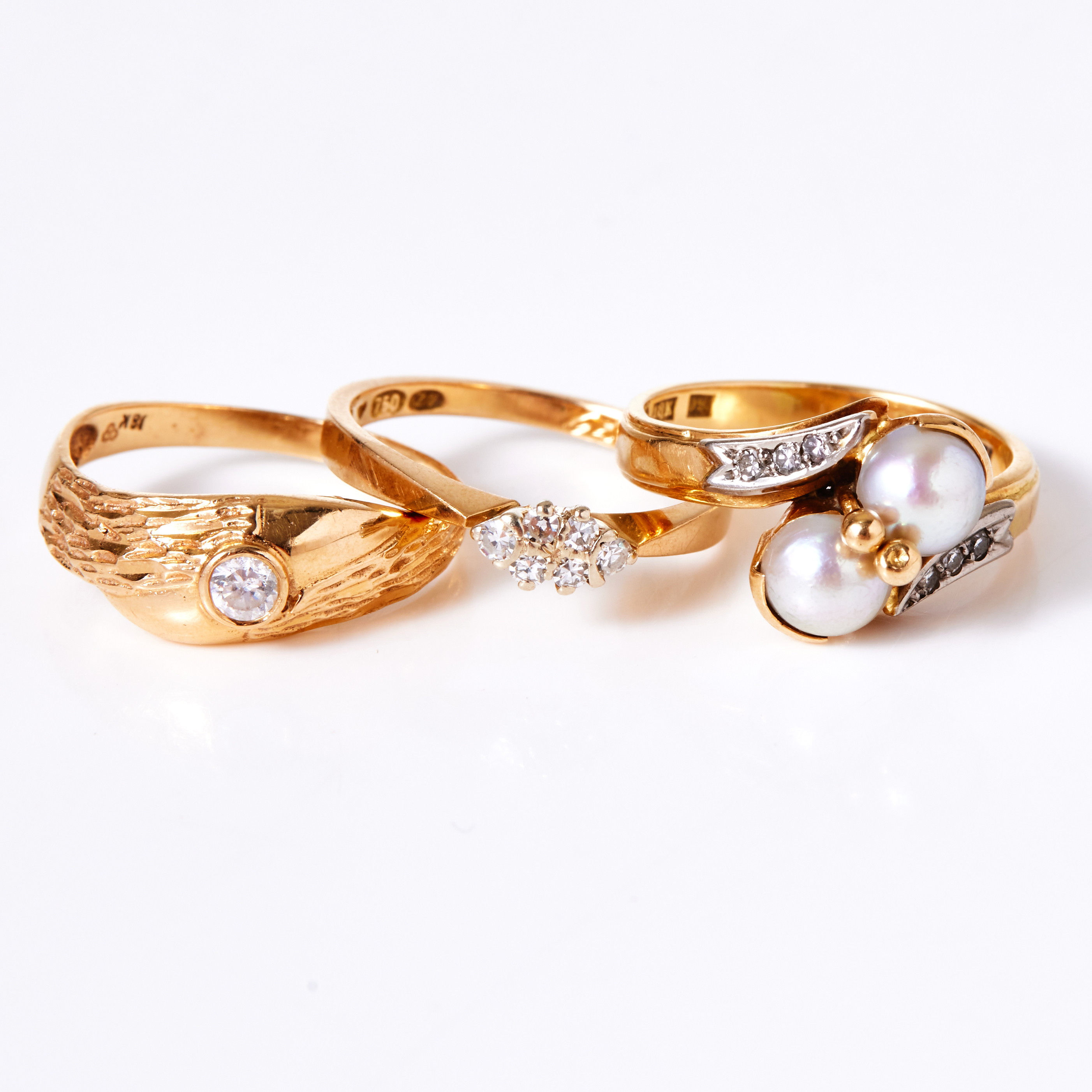 Images for 1792389. RINGS, 3 pcs., 18k gold, with facet-cut white ...