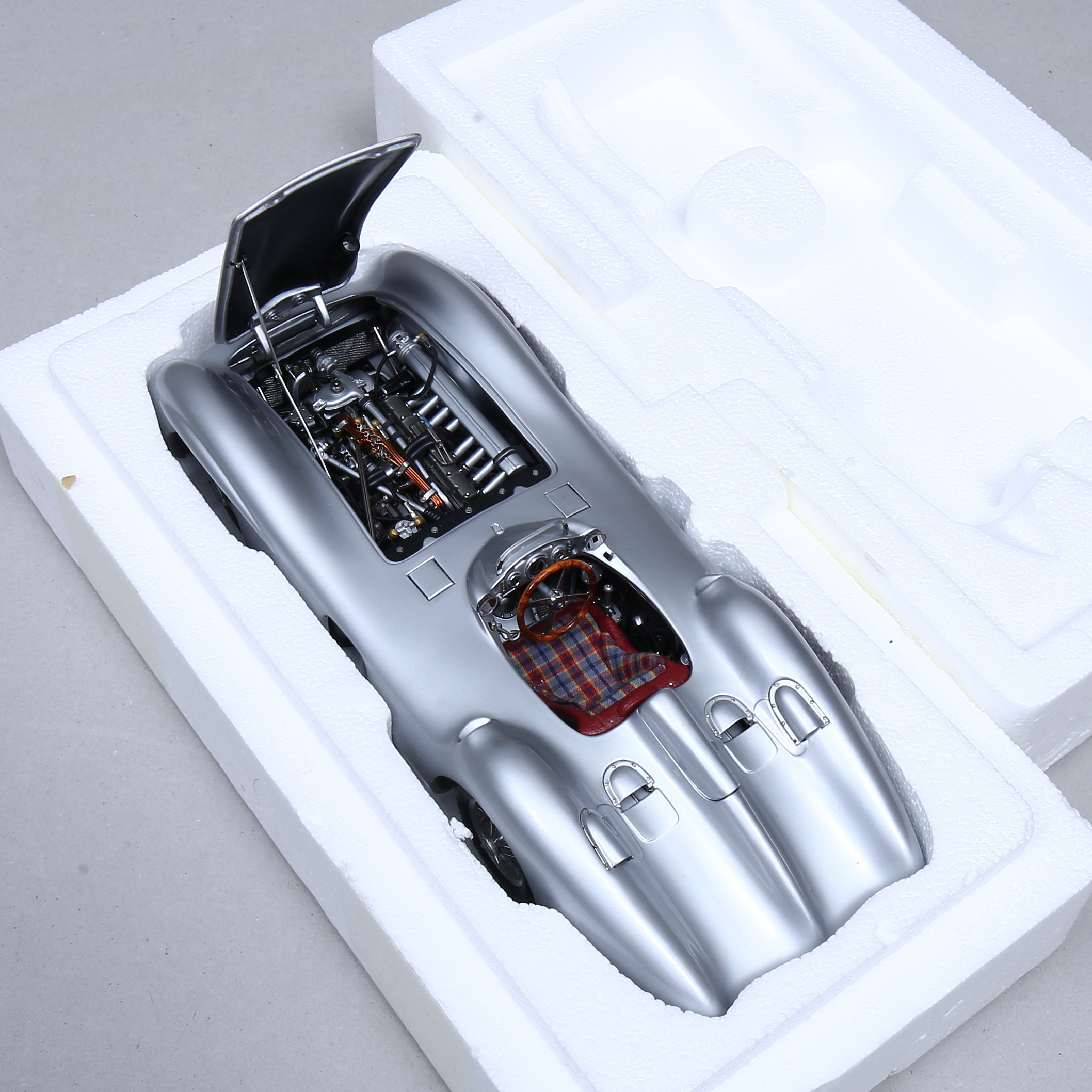 Bilder zu 1794375. MODELLAUTO, CMC Exclusive Modelcars Deutschland ...