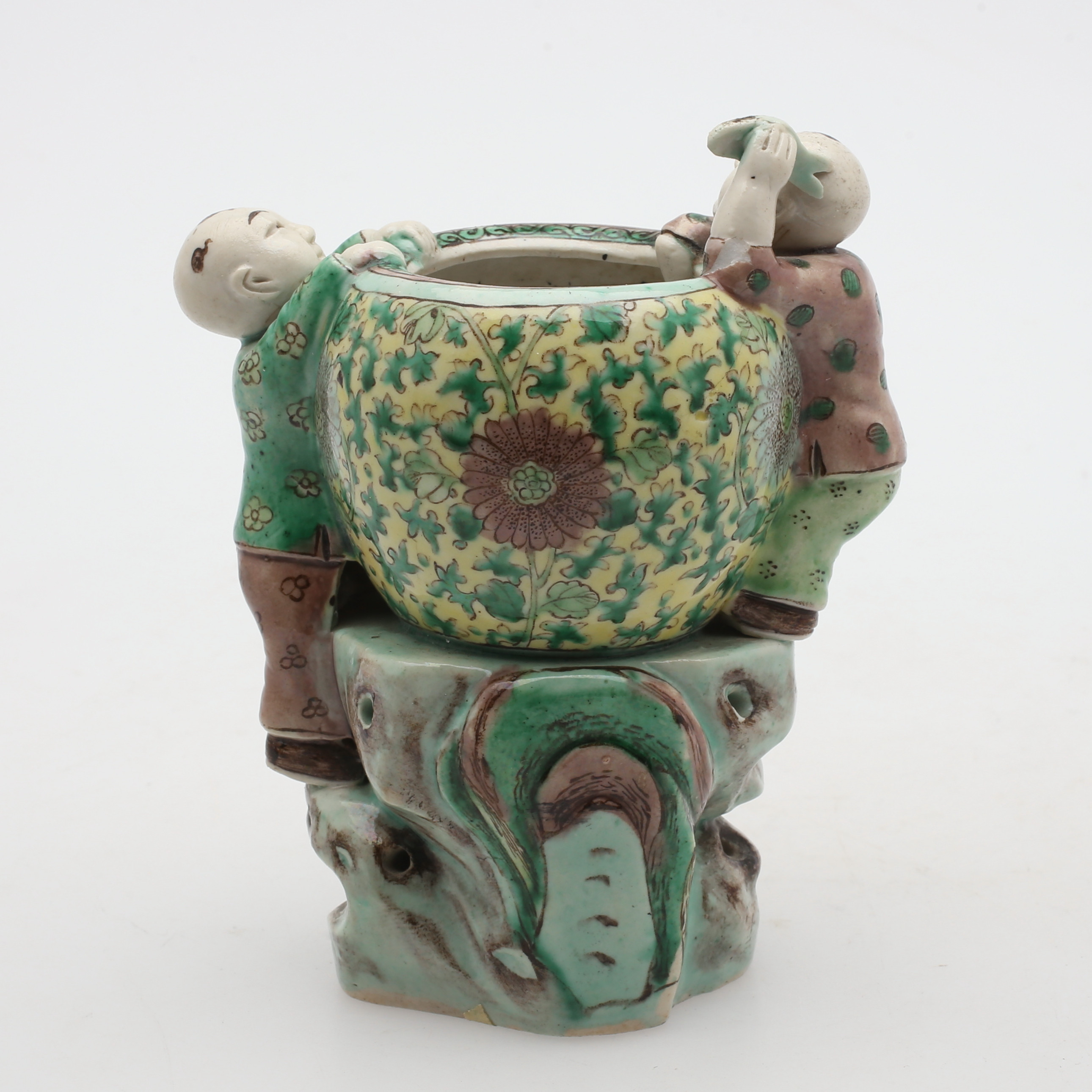 Images for 1850845. VASE/URN, porcelain, China, 20th century. - Auctionet