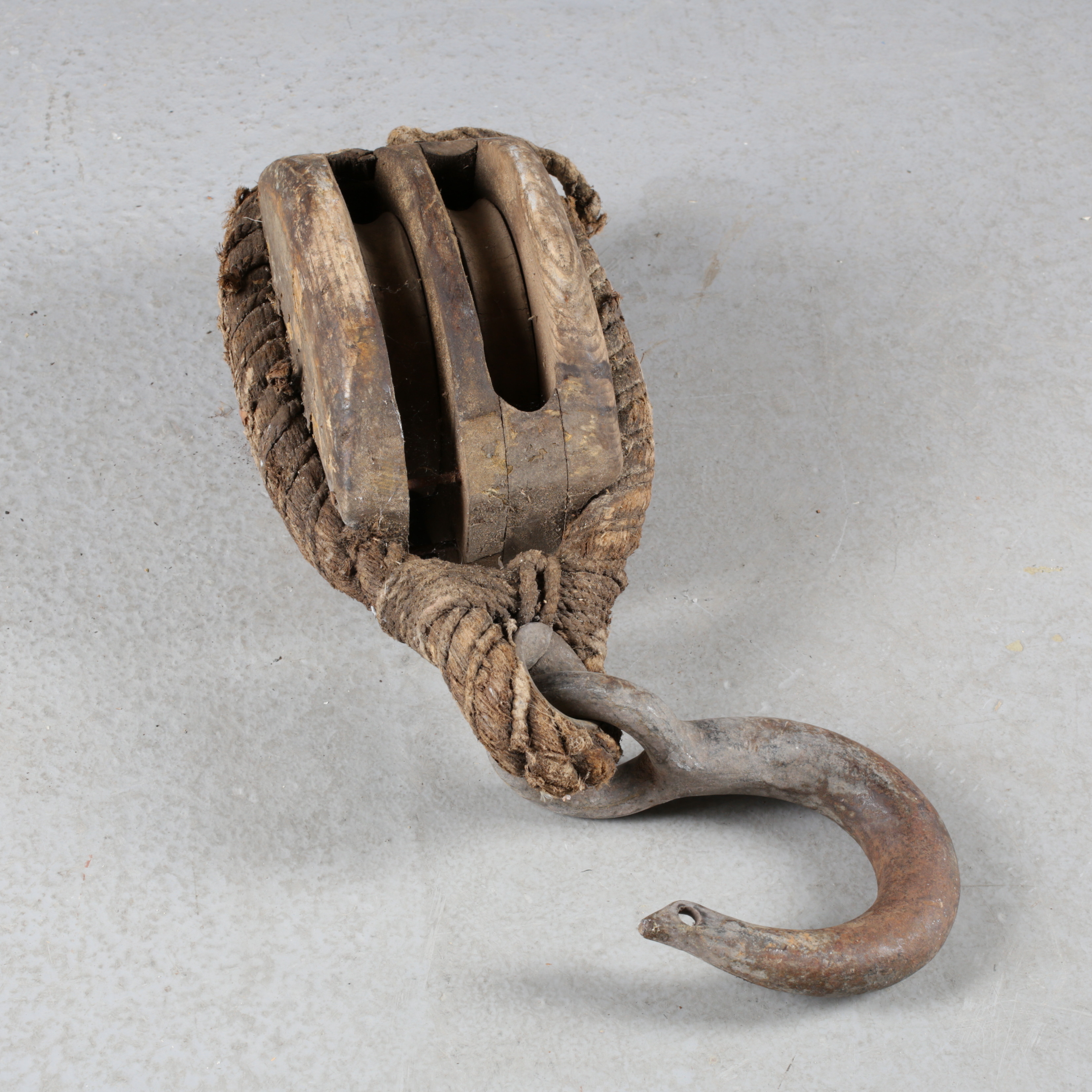 Images for 1855973. Talja/Block, wood/metal, first half of the 20th ...