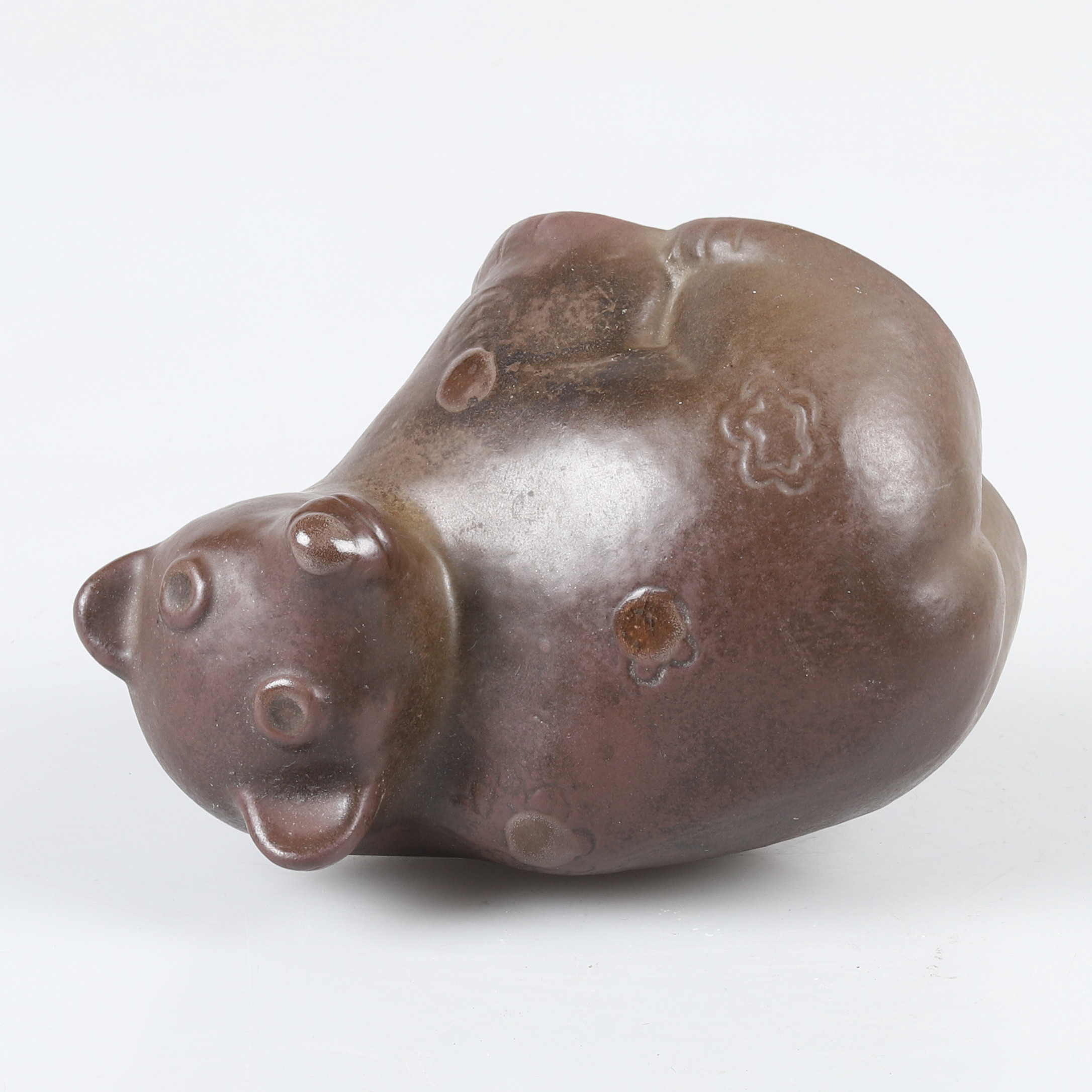 1913550. STIG LINDBERG, hahmo, karhu, kivitavara, Gustavsberg. kuvat ...