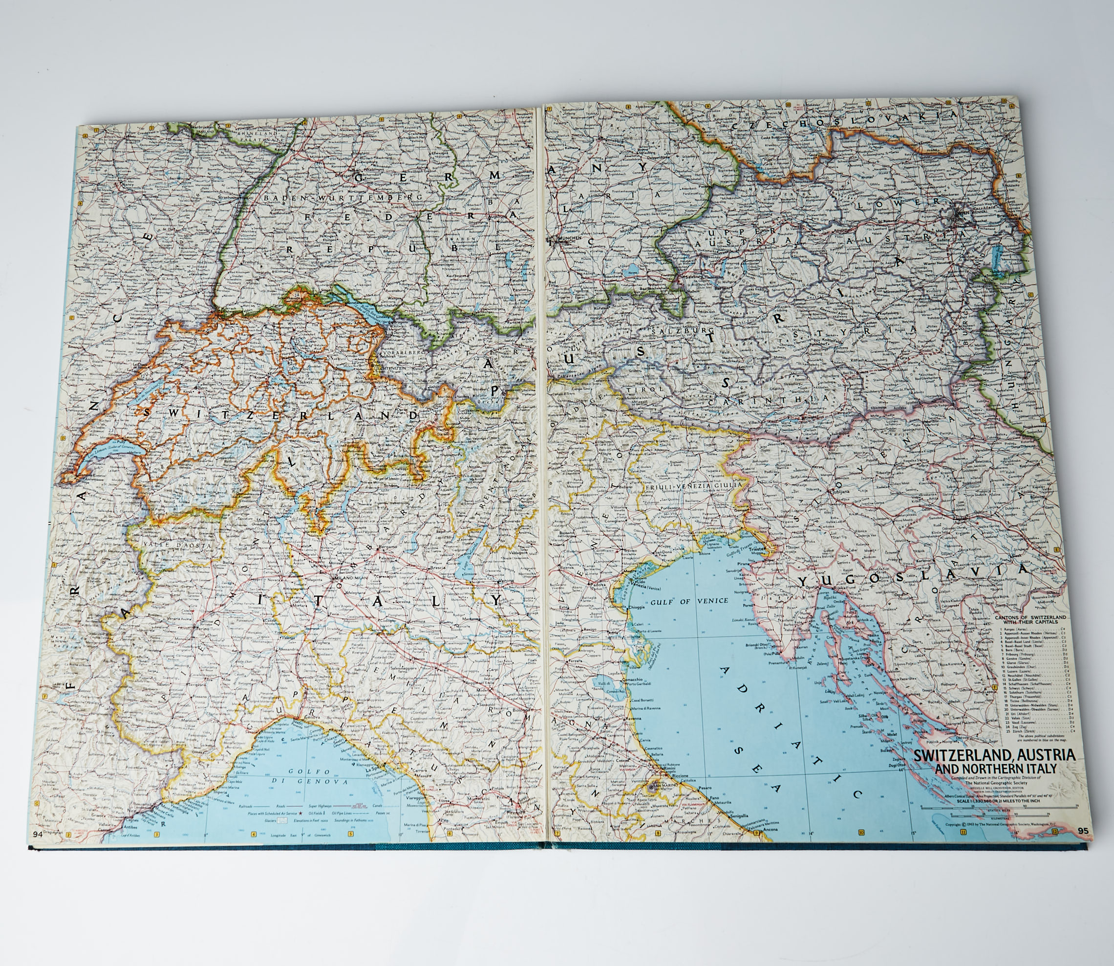 Images for 1915207. WORLD ATLAS, National Geographic, Atlas of the ...