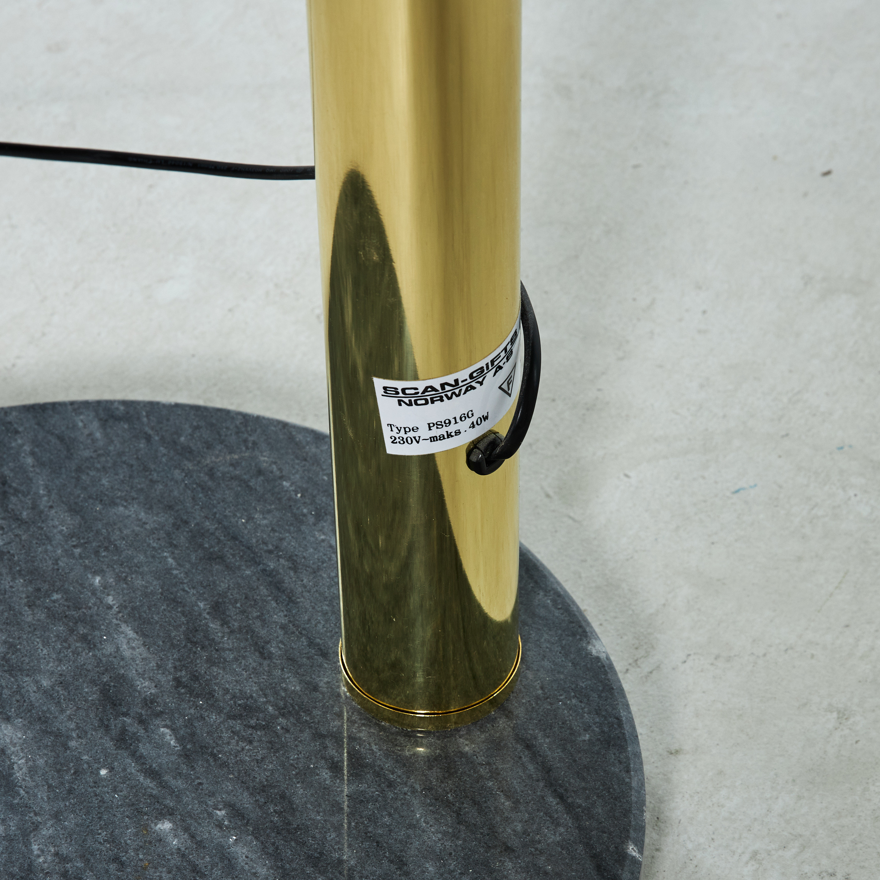 Images for 1915619. FLOOR LAMP, yellow metal, 5-armed, round marble ...