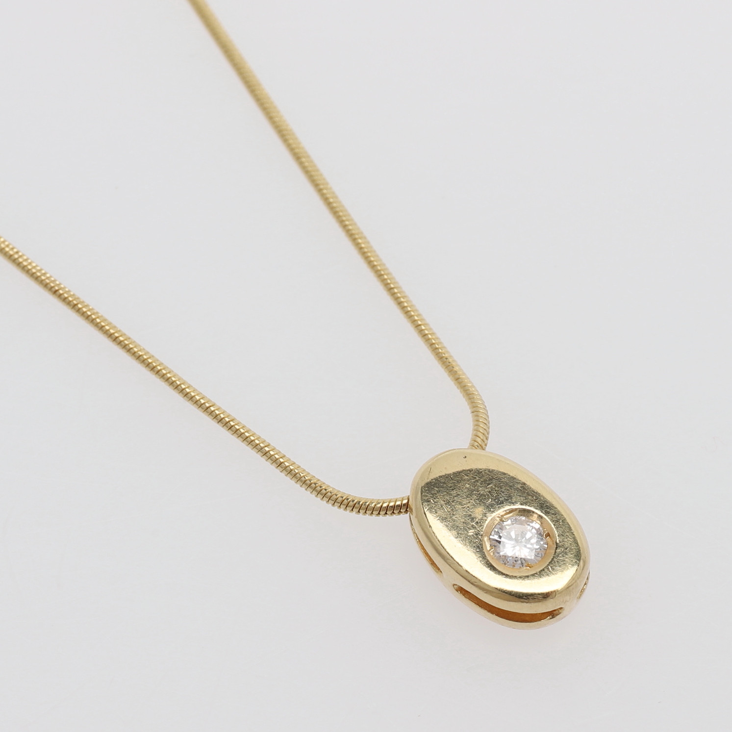 1916000. RIIPUS TIMANTILLA JA KETJULLA. kuvat - Auctionet