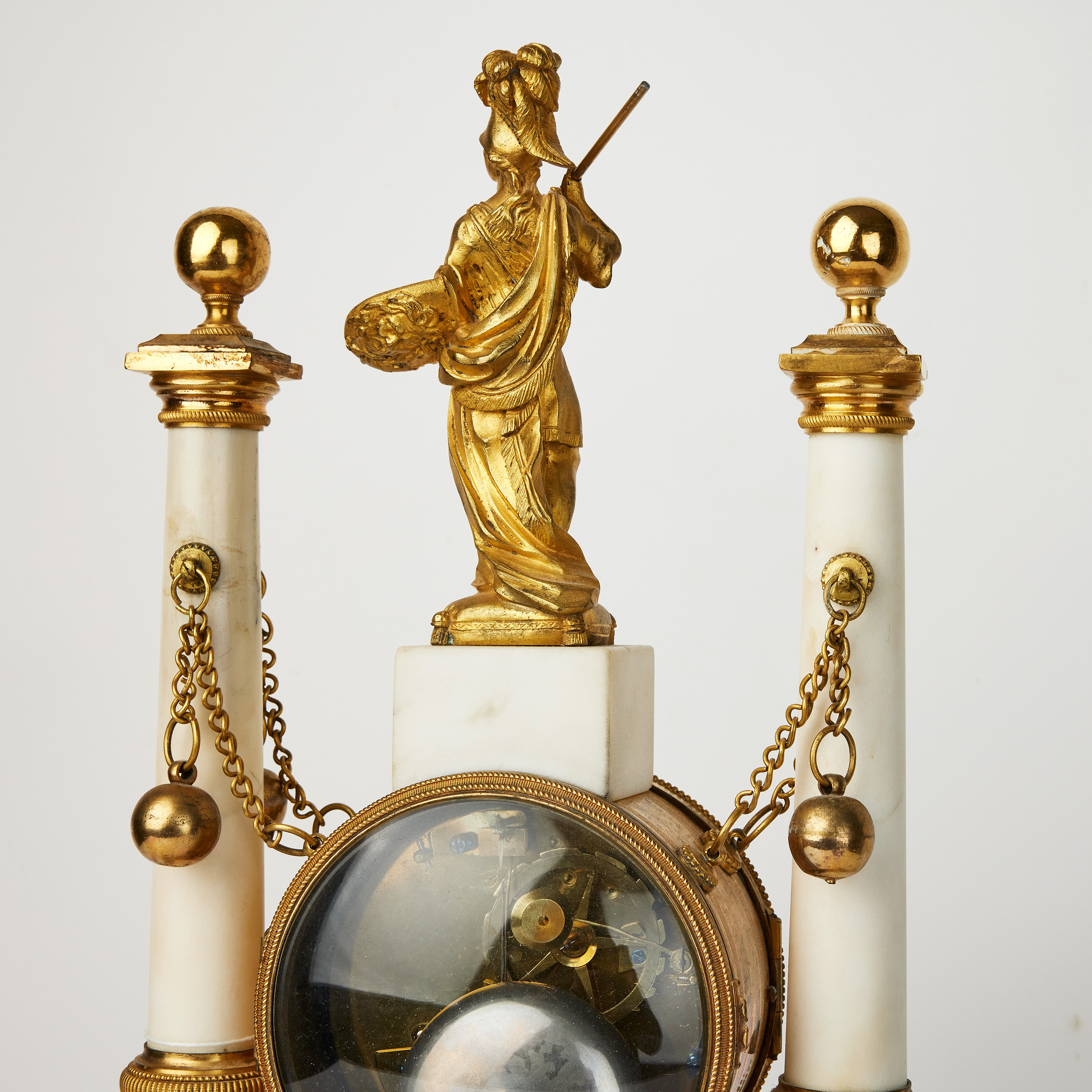 1930468. PENDULE PORTIQUE, Pariisin työ Louis XVI:ssa, kellotaulu ...