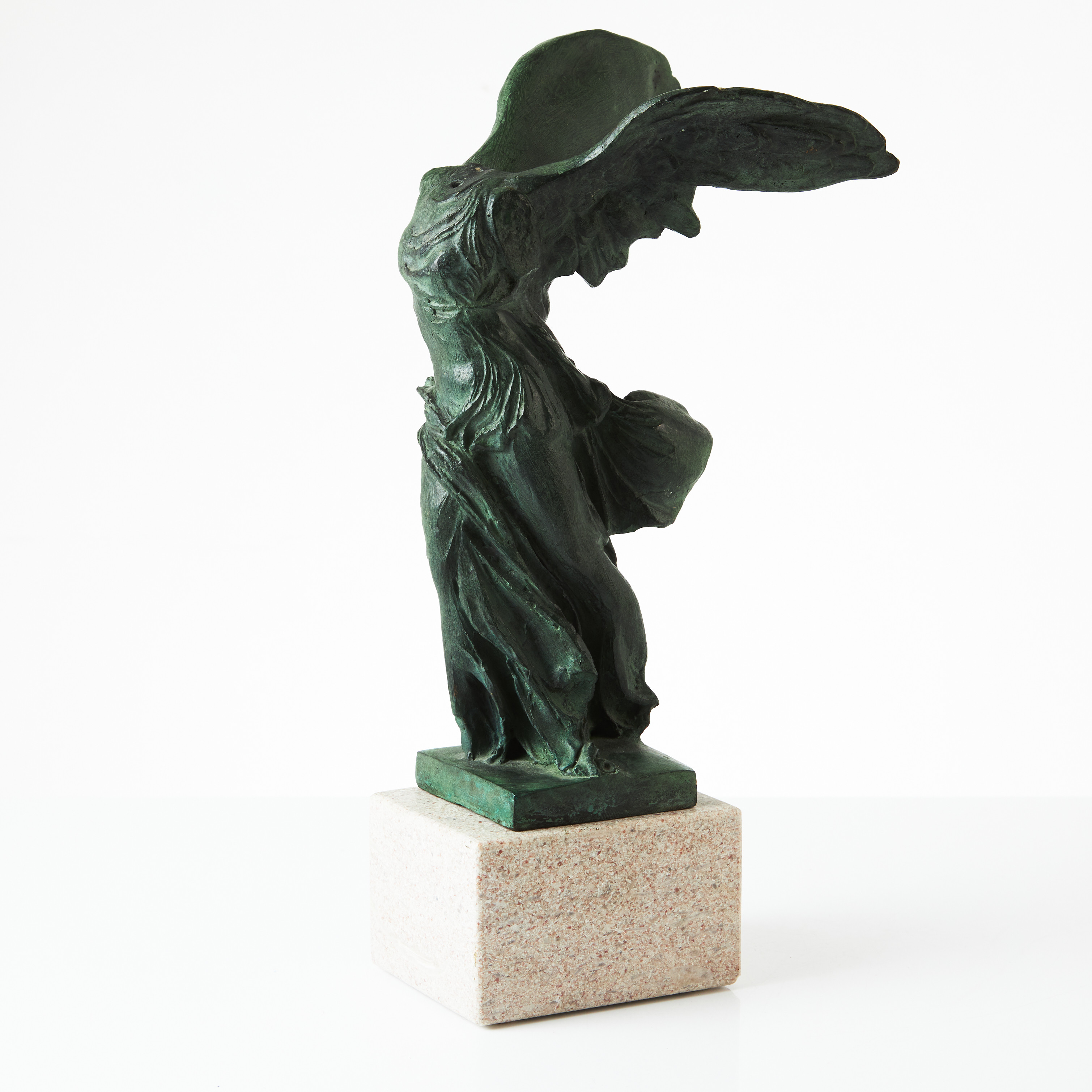 Bilder för 1931044. SKULPTUR, Nike från Samothrake, grönpatinerad brons ...