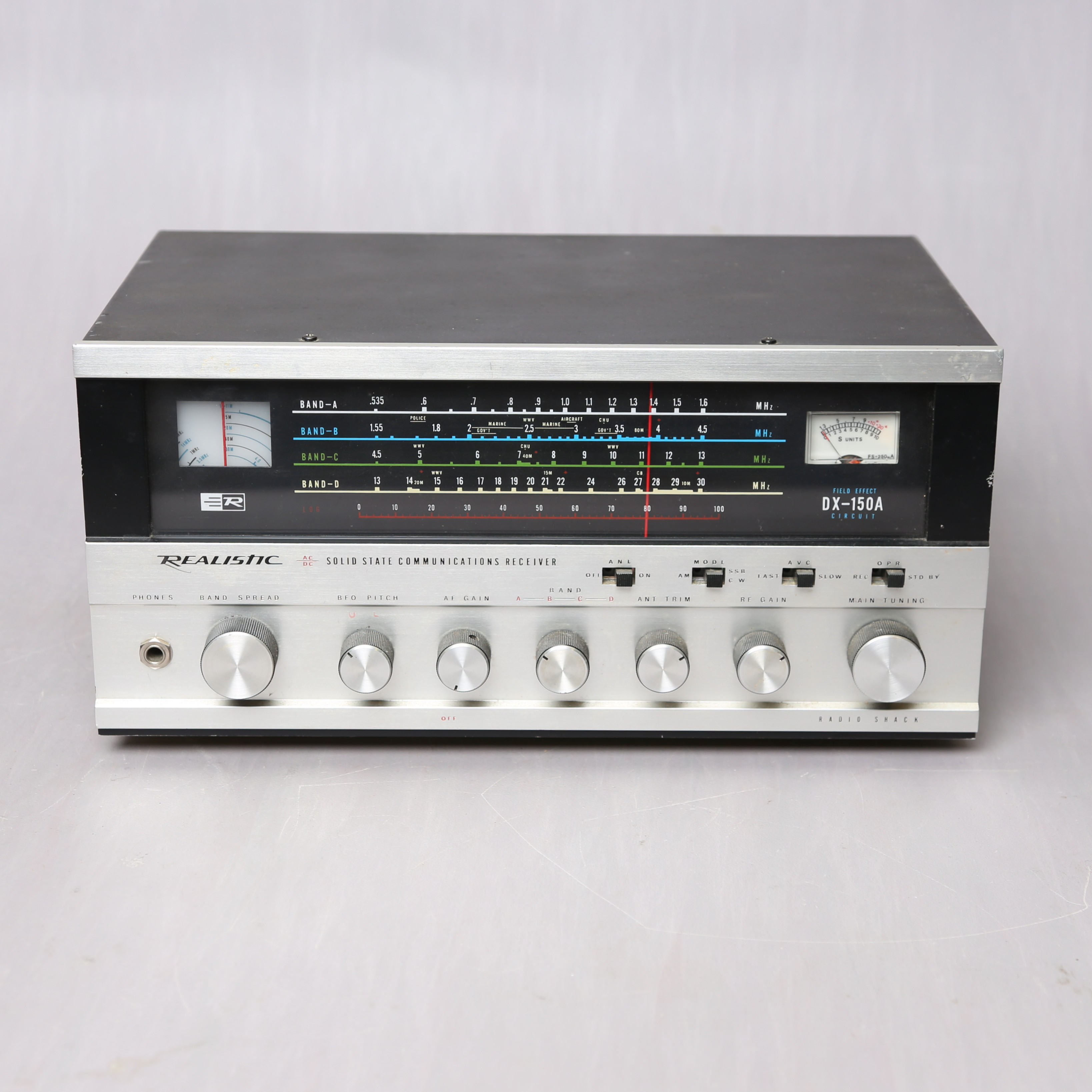 RECEIVER, Realistic, Communications Model DX-150A, 1970-tal. | Barnebys