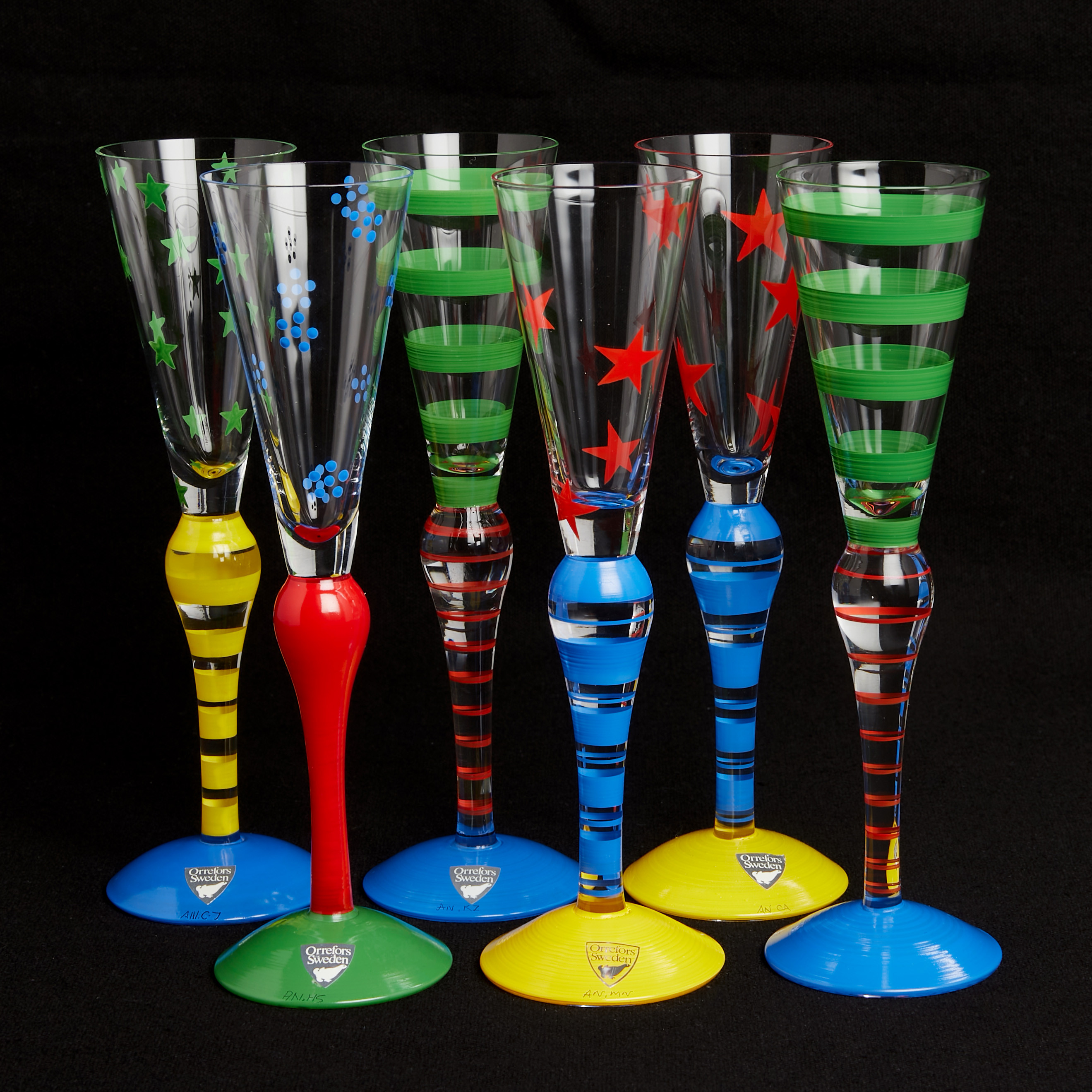 ANNE NILSSON. snapsglas, 6 st, "Clown", Orrefors, signerade. | Barnebys