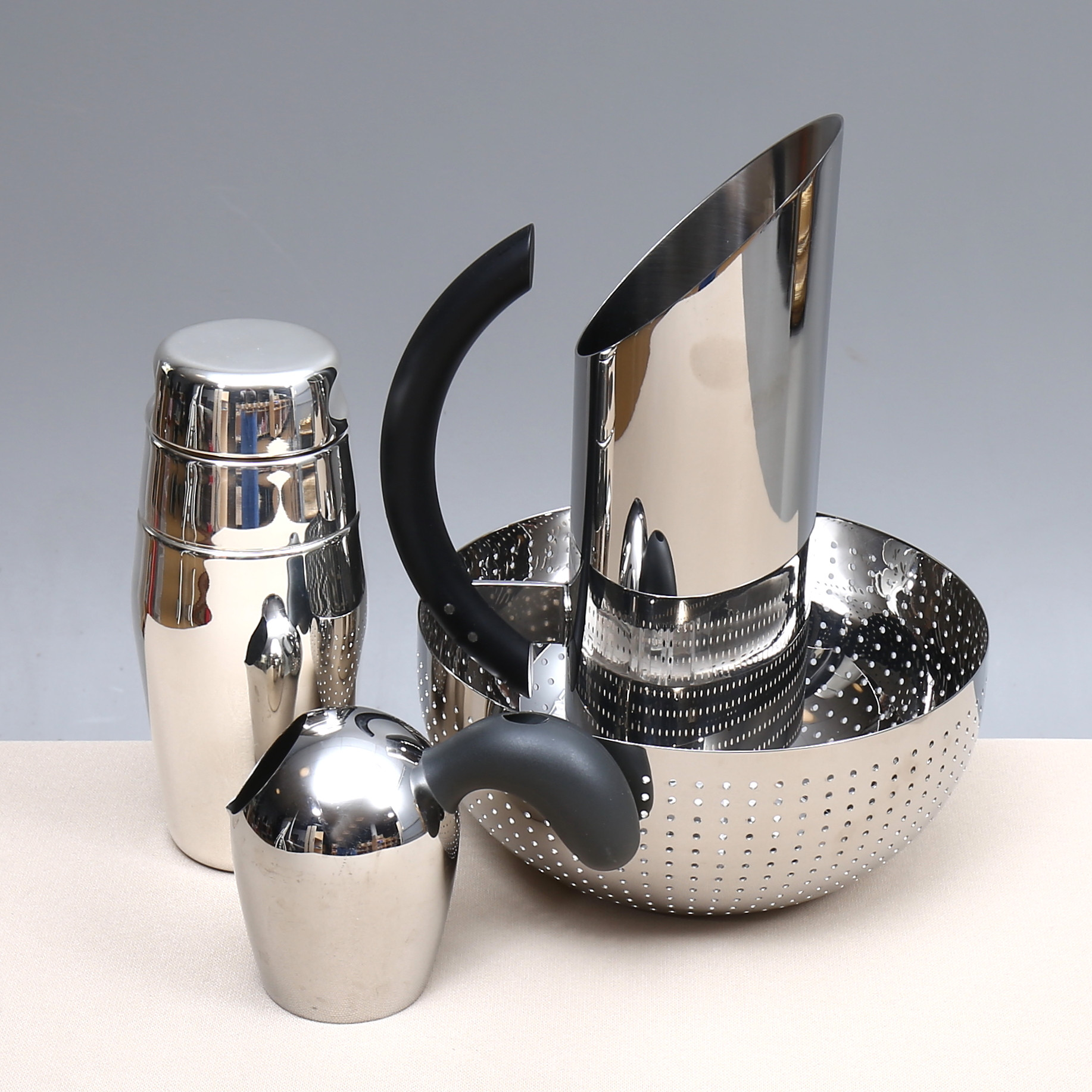 Images for 1964242. ALESSI, 4 parts, including shaker and jugs, Italy ...