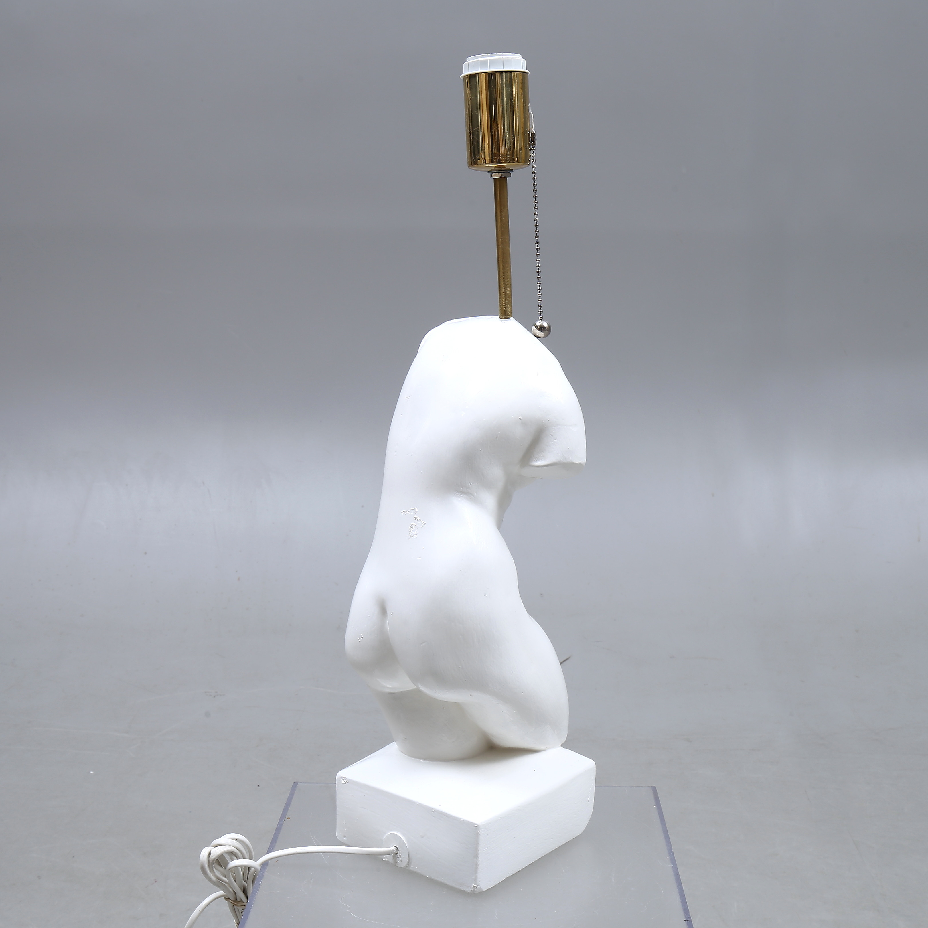 Bilder zu 2006374. TISCHLAMPE, Gips und Messing, in Form einer Skulptur ...