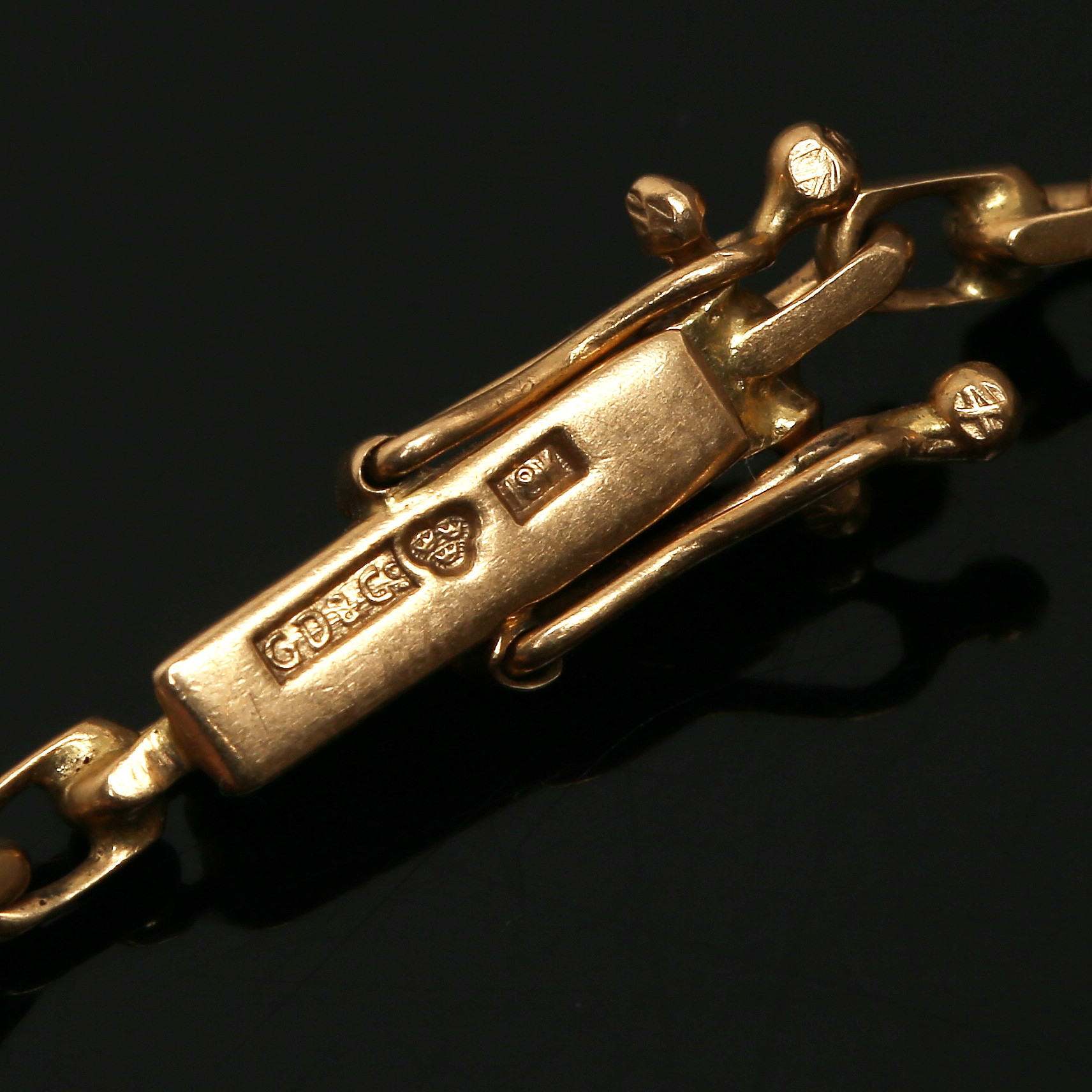 Images for 2017641. BRACELET, 18K gold with cultured pearls, Gustav Dahlgren & Co, Malmö, 1900s ...