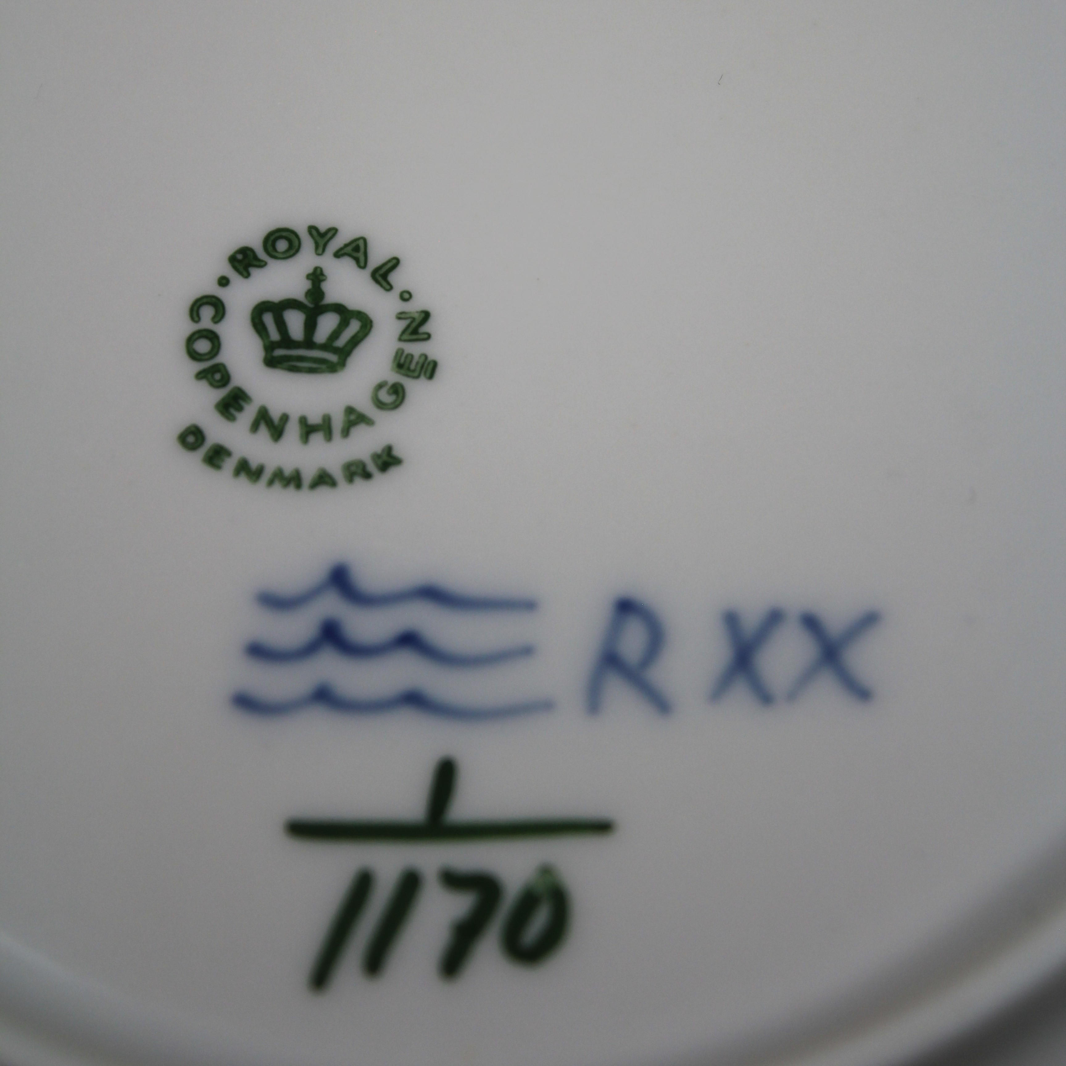 Images for 2019600. DEEP PLATES, 12 pcs, mussel painted, full blonde ...