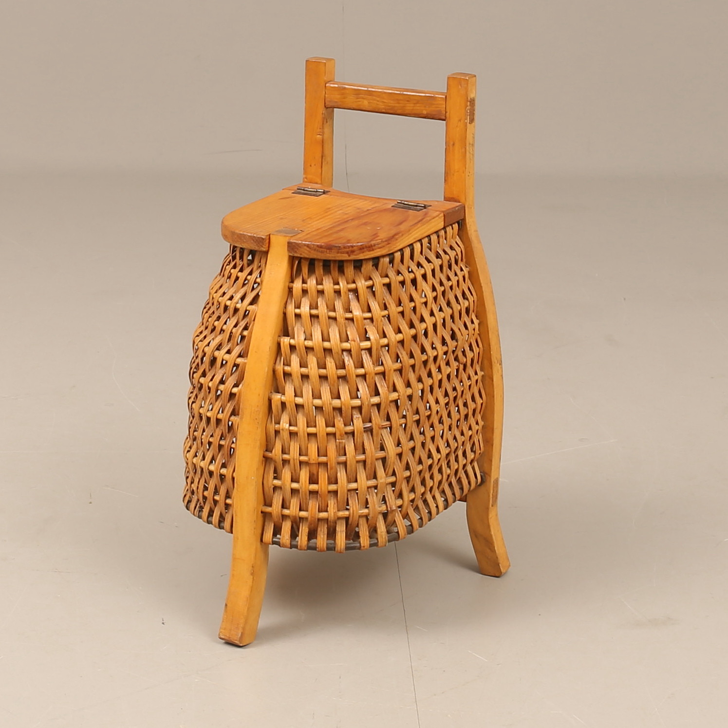 Bilder för 2022259. PIMPELSTOL/FISKEKORG, rotting, 1900-talets första ...