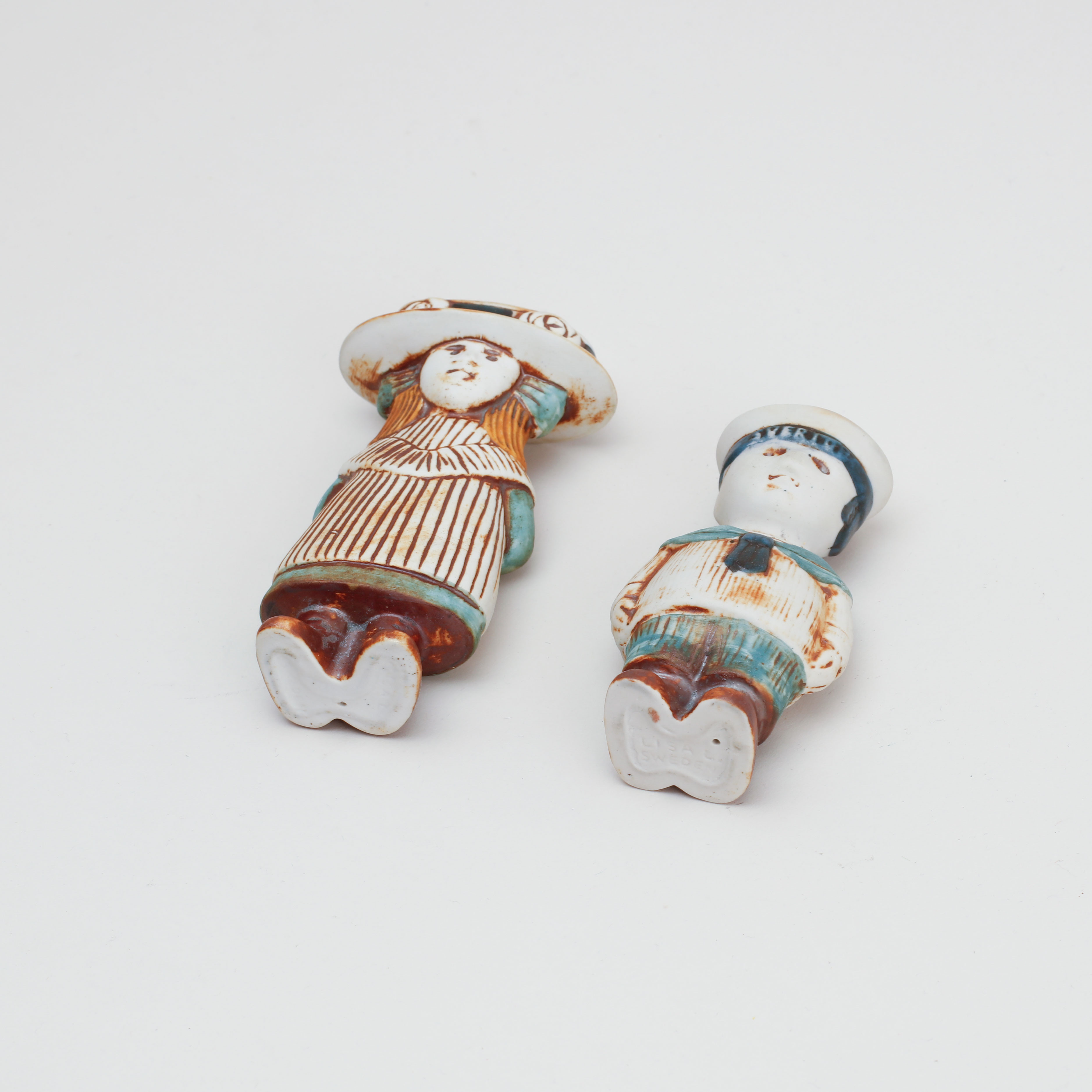 Images for 2030612. FIGURINES, 2 pcs, stoneware, "Gustav" and "Victoria ...