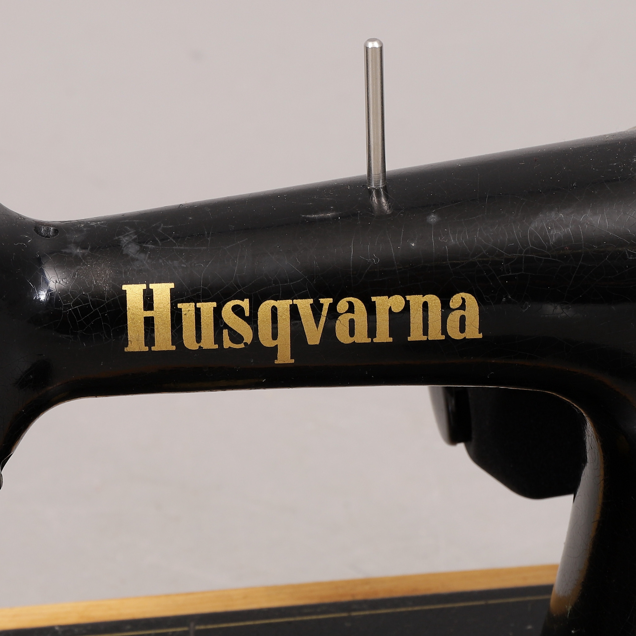 Images for 2043716. SEWING MACHINE, Husqvarna, mid-20th century ...