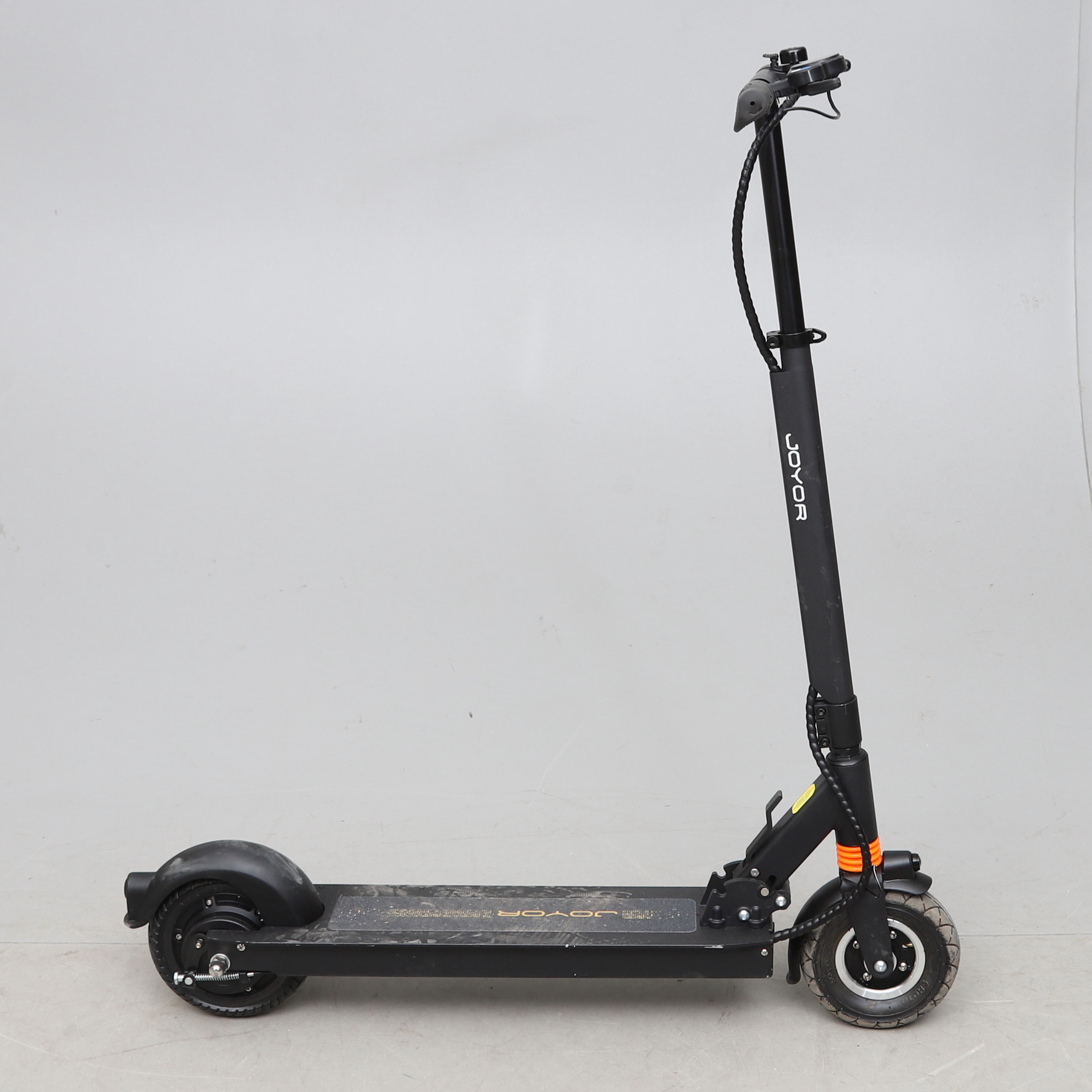 Images for 2058351. ELECTRIC SCOOTER, 2000s. - Auctionet