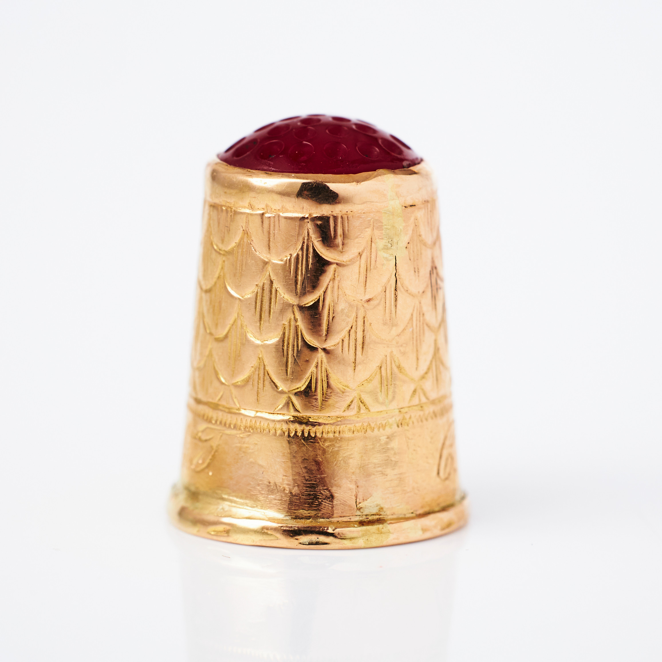 Images for 2059312. FINGERBORG, 18k gold, top in red glass, stamped H&W ...