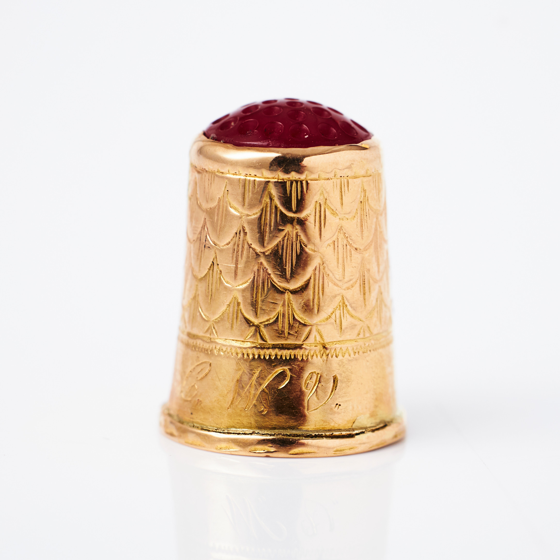 Images for 2059312. FINGERBORG, 18k gold, top in red glass, stamped H&W ...